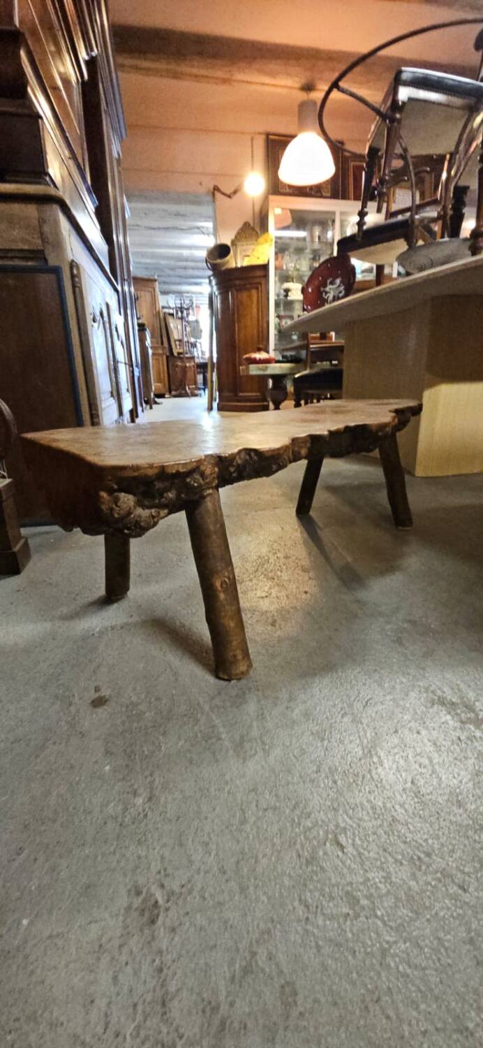 Table basse en orme massif vers 1960 | Selency