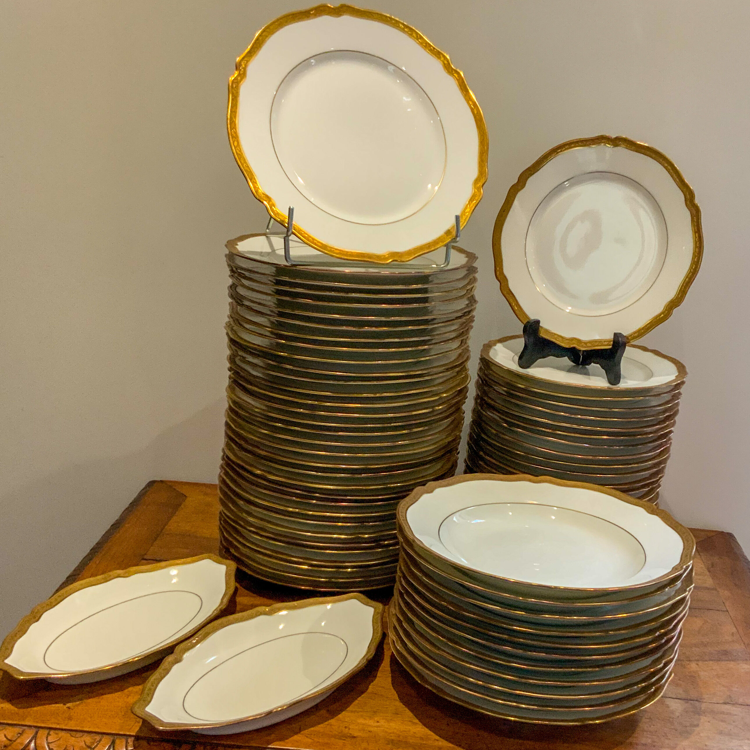 Service table Porcelaine de Limoges Unique 77 pièces | Selency