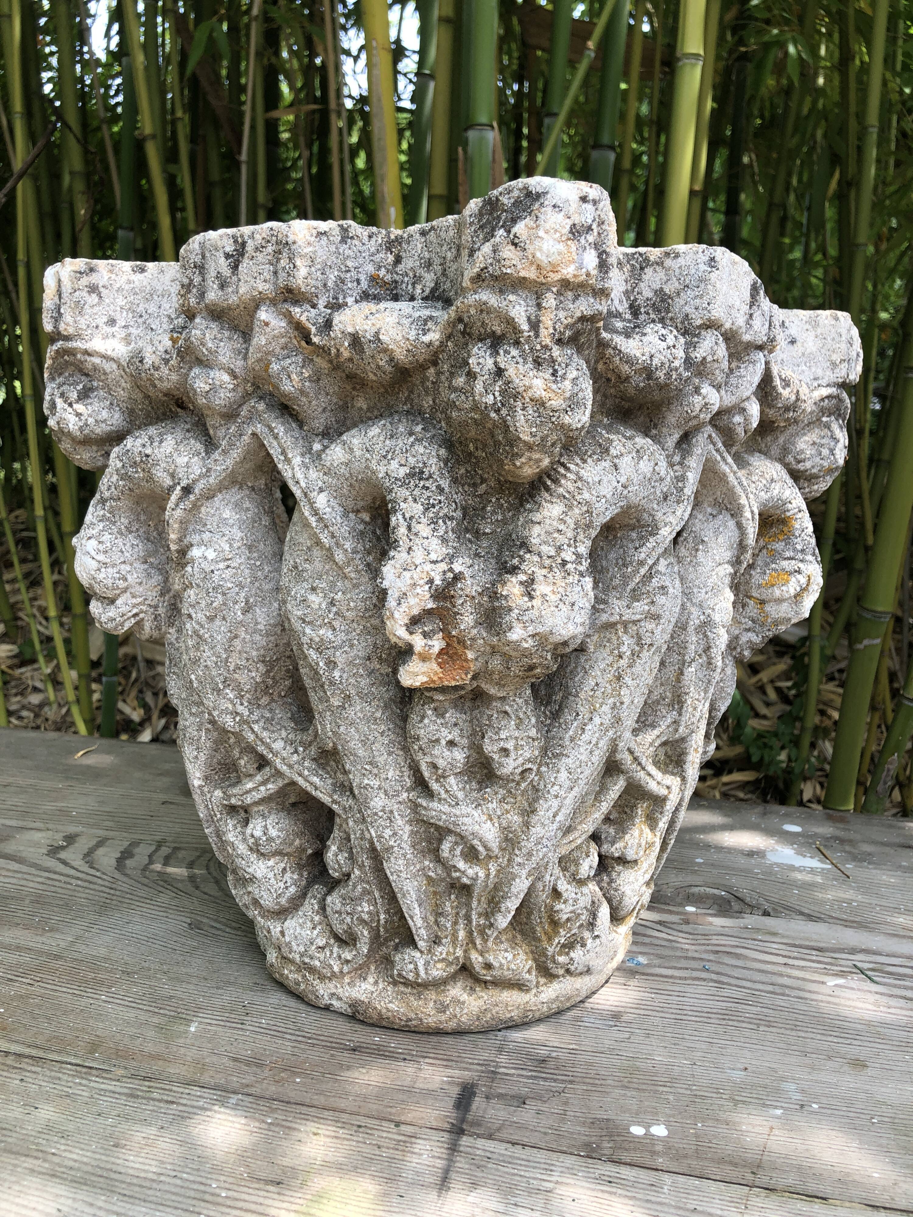 Chapiteau colonne en ciment. début XXème | Selency