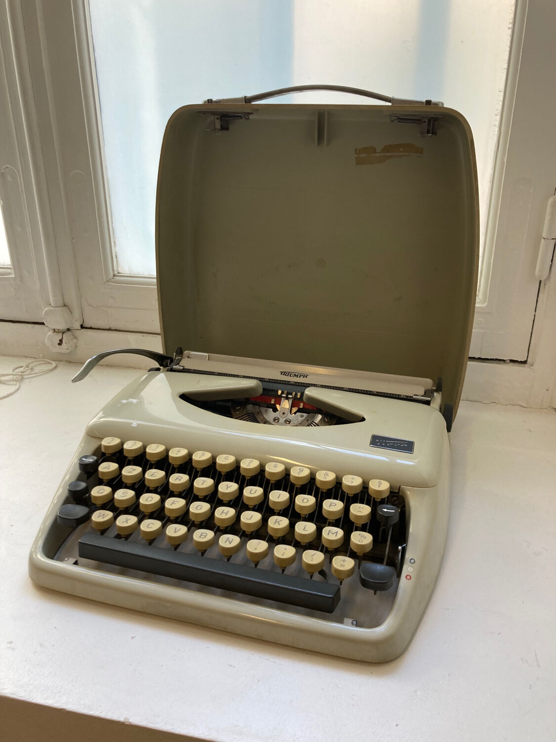 Machine à écrire Triumph Tippa | Selency