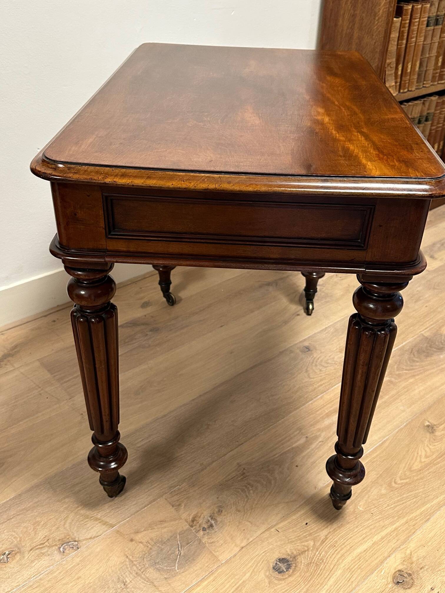 petite table d'écriture / table d'appoint | Selency