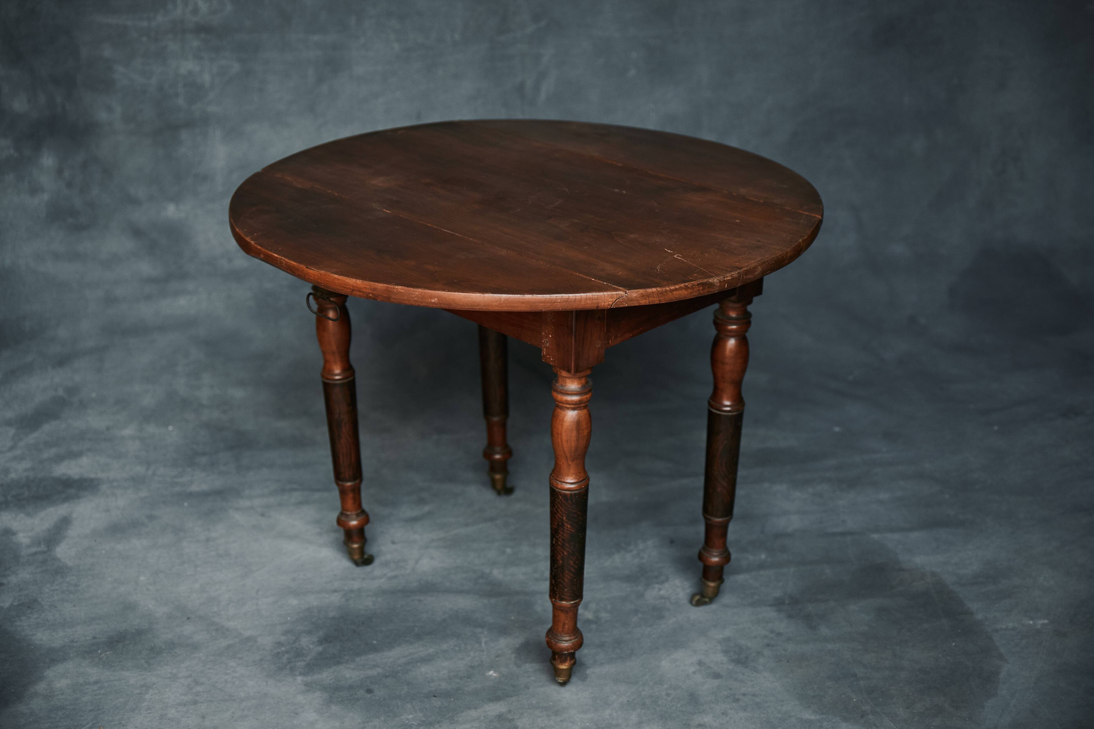 Table ronde extensible en bois massif | Selency