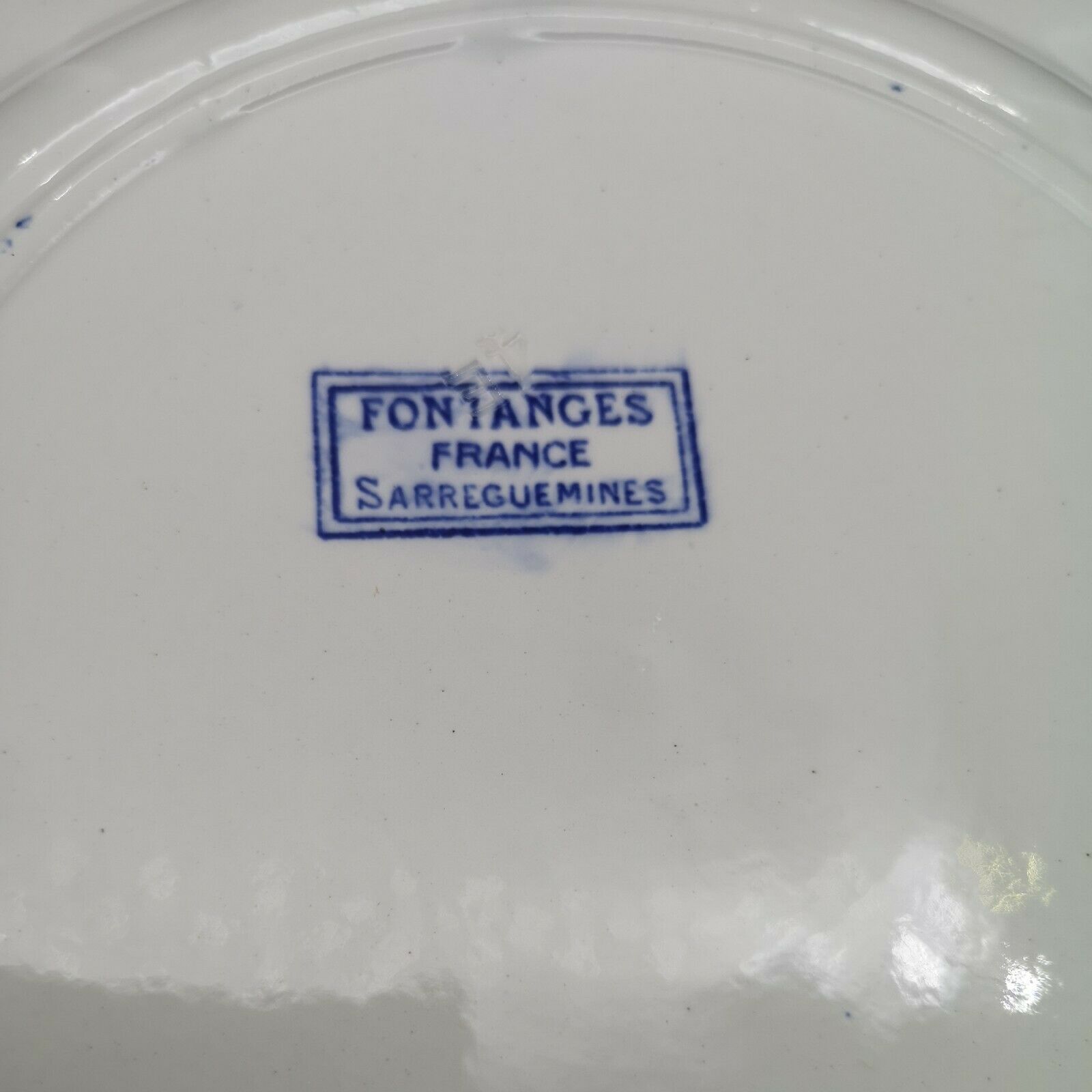 Plat rond en faïence Sarreguemines modèle Fontanges | Selency