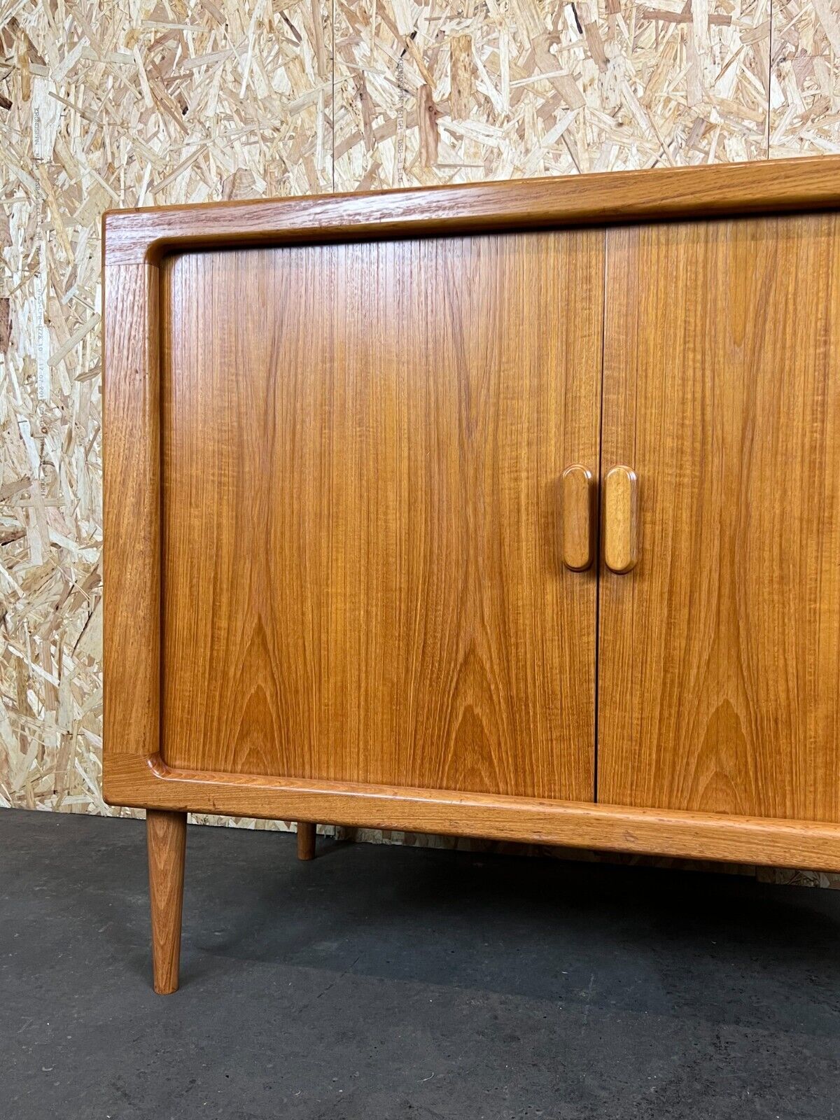 Buffet en teck des années 60s-70s danois moderne | Selency