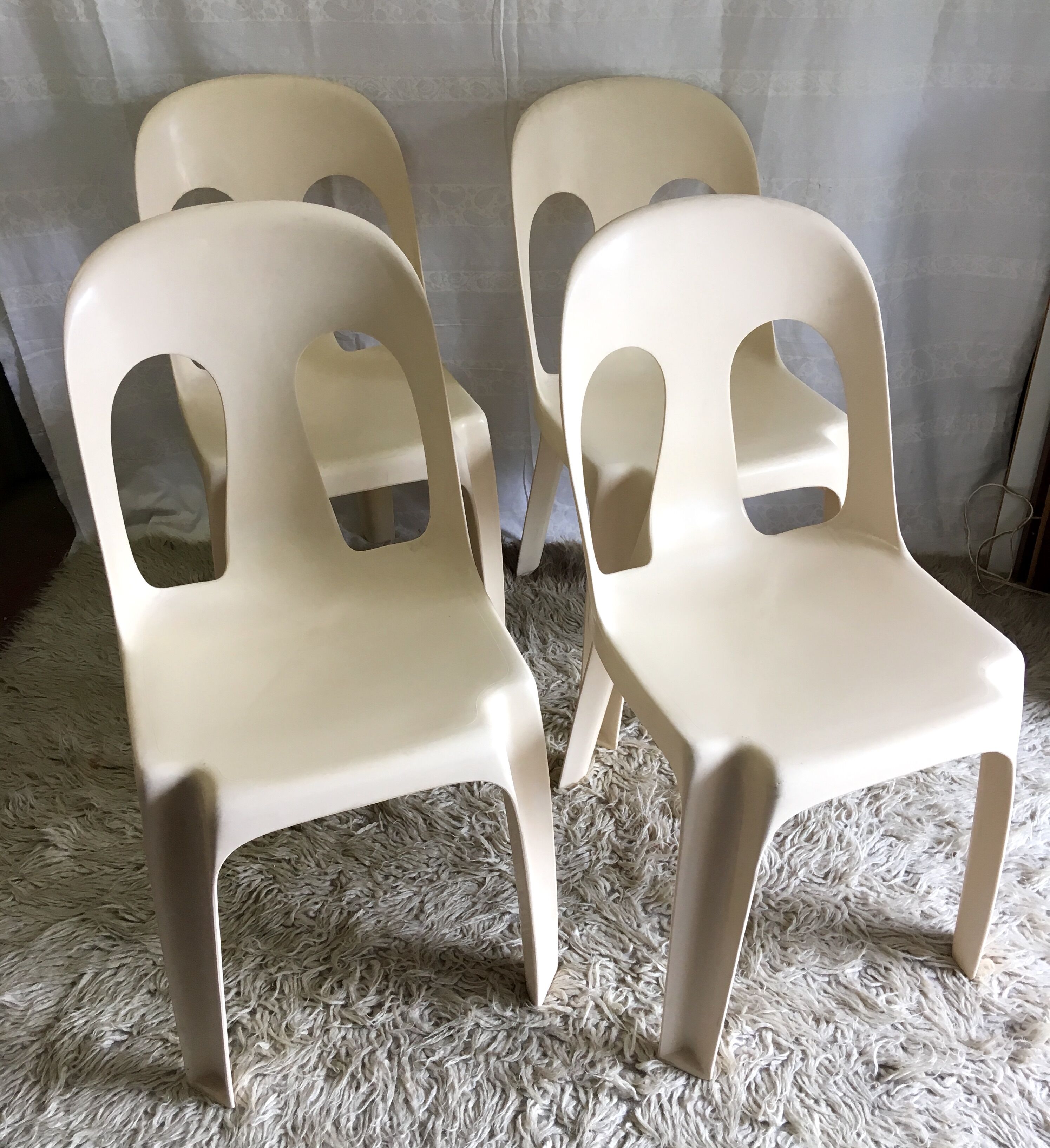 Chaise « Monobloc » design Henry Massonet pour Stamp – années 80 | Selency