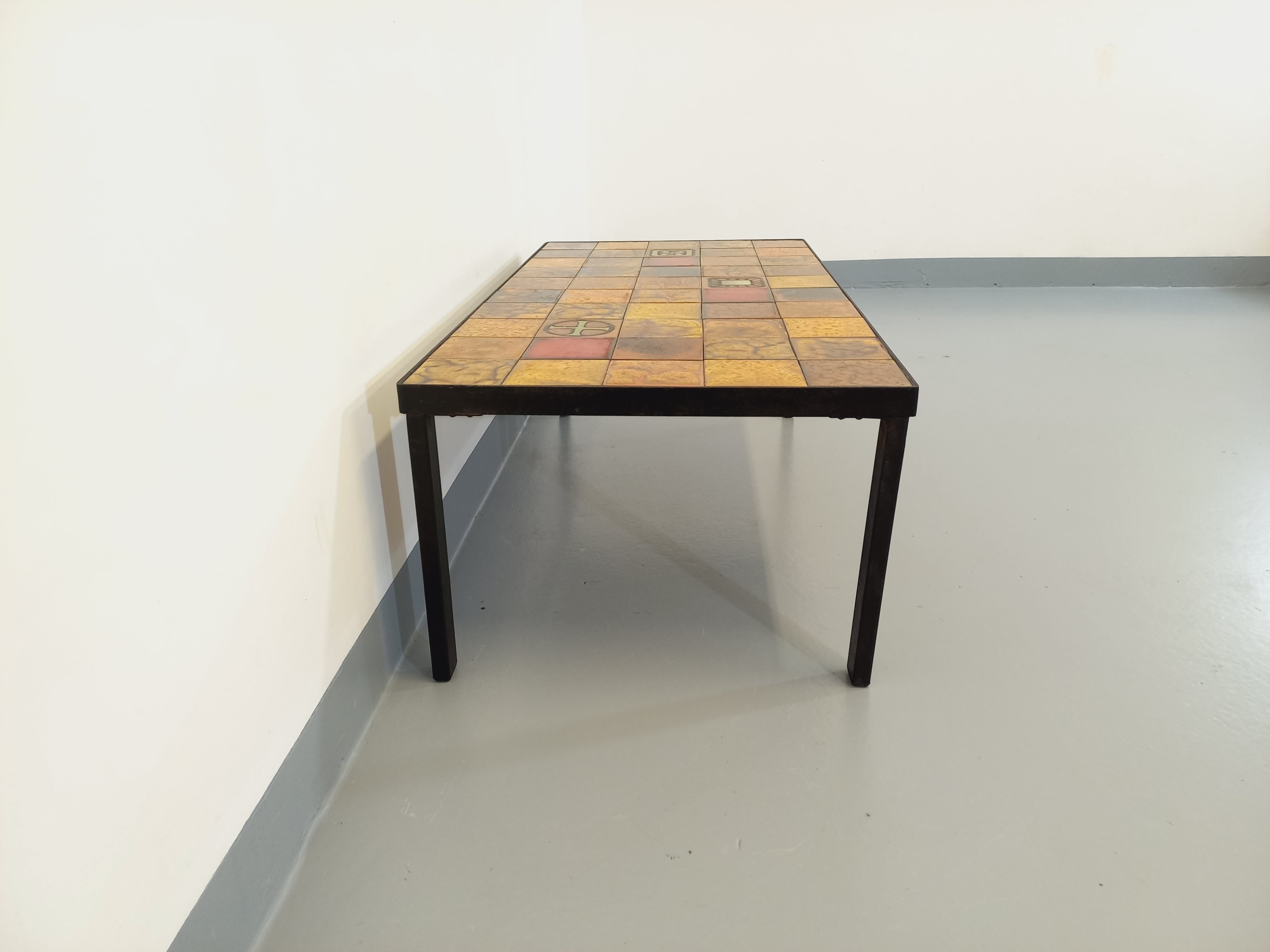 Vintage rectangular coffee table Roche-Bobois in black metal and ...