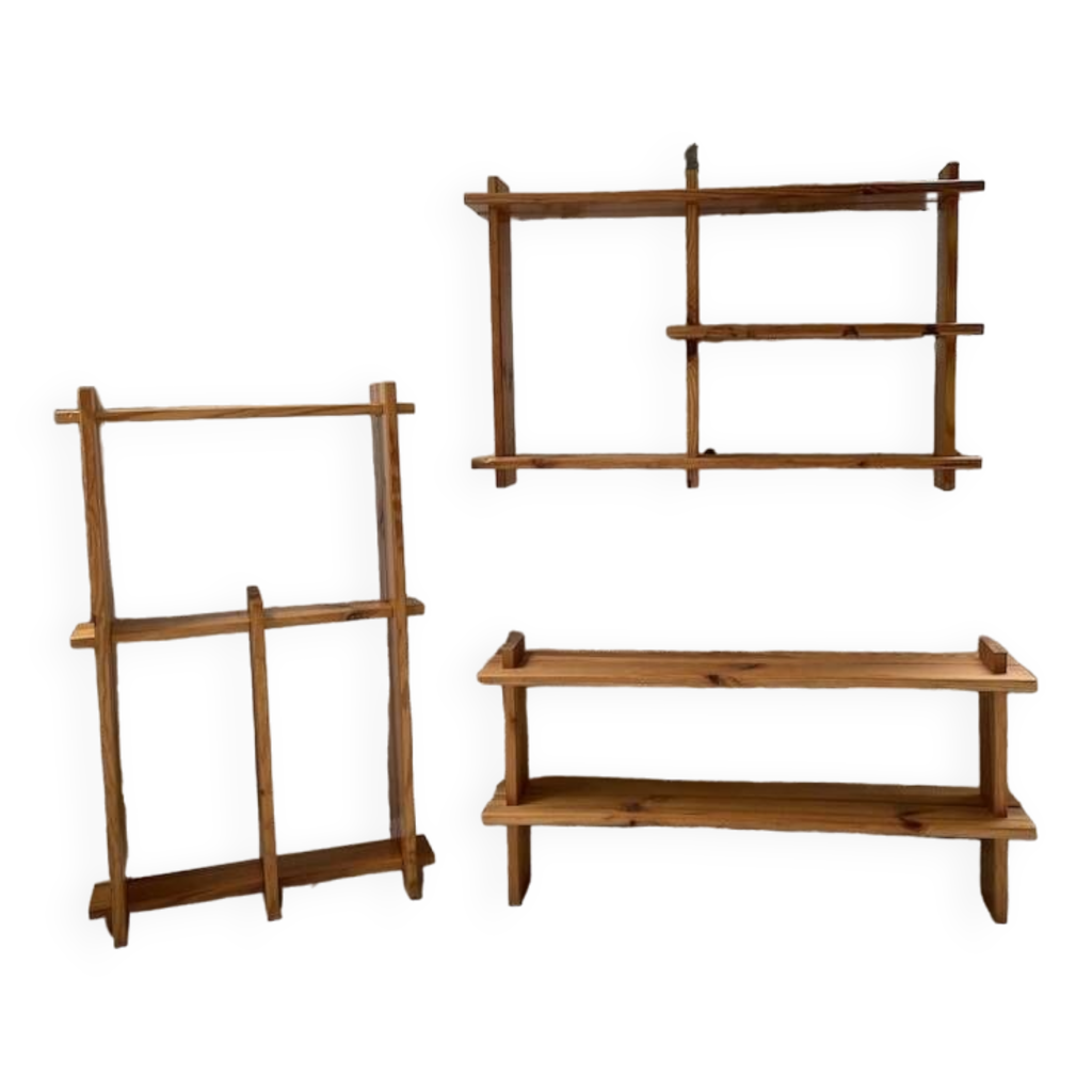 Trio d'étagères constructivistes en pin style Regain | Selency