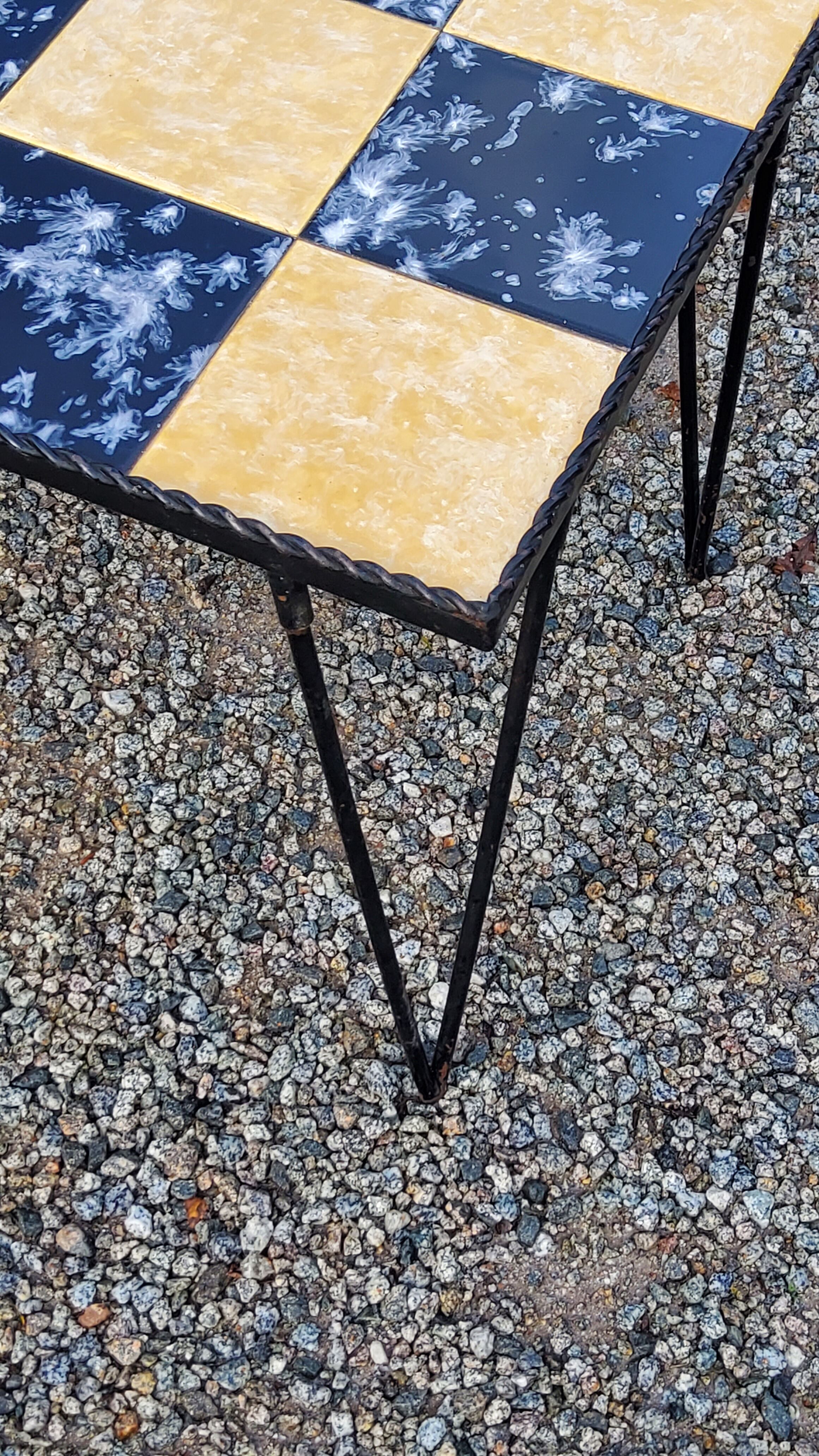 Coffee table of the 60s in yellow and black ceramic wrought iron base | Selency