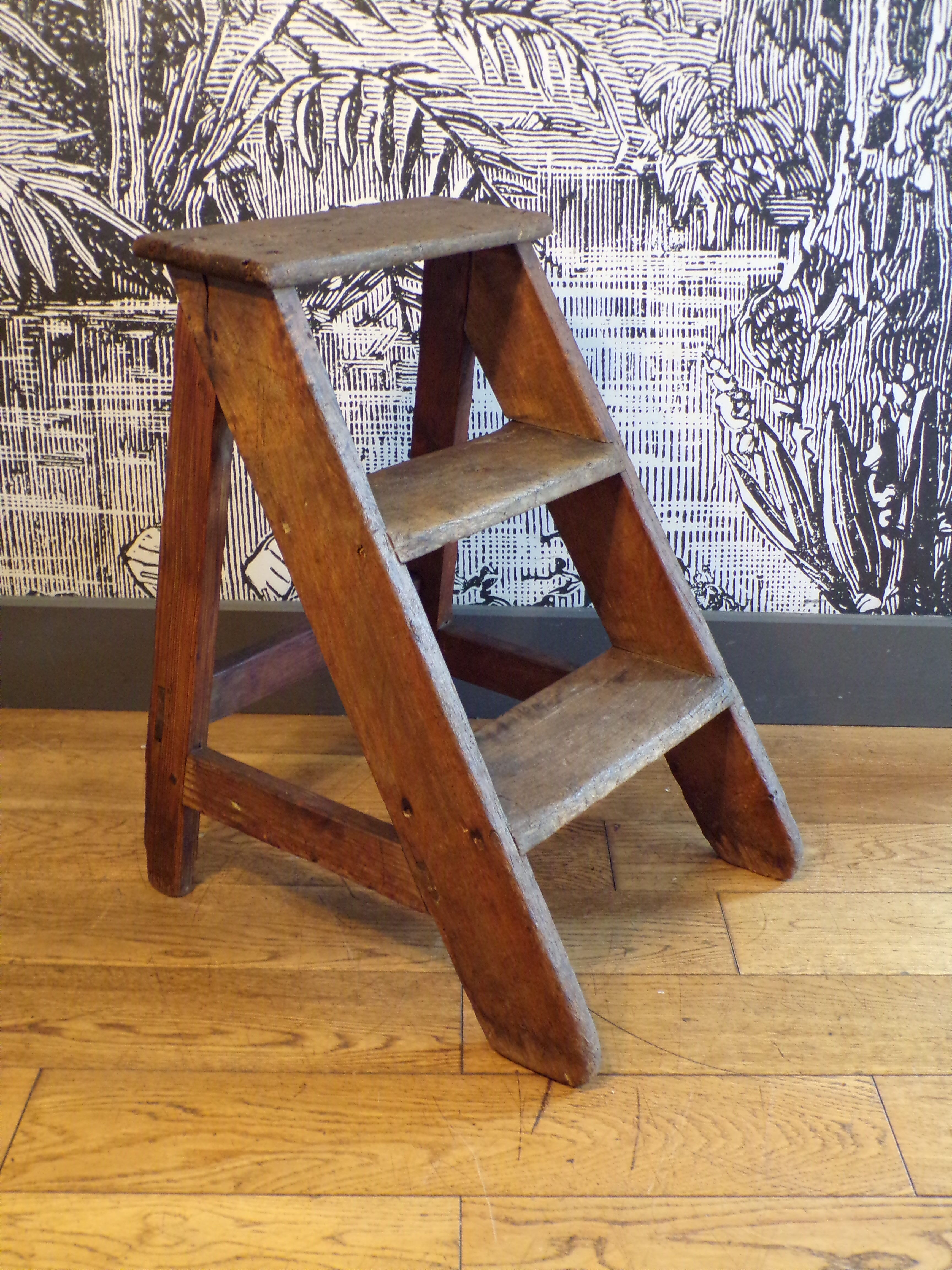 Ancien escabeau 3 marches en bois | Selency