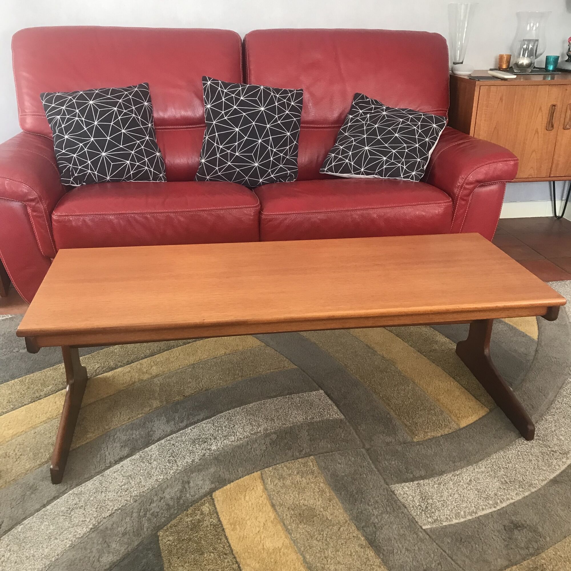1960's vintage teak coffee table with two Scandinavian design nesting tables | Selency