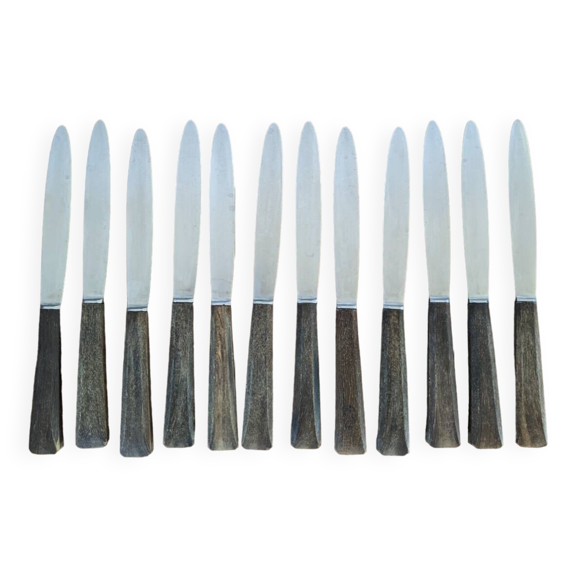 Ensemble de 12 couteaux manches en corne | Selency