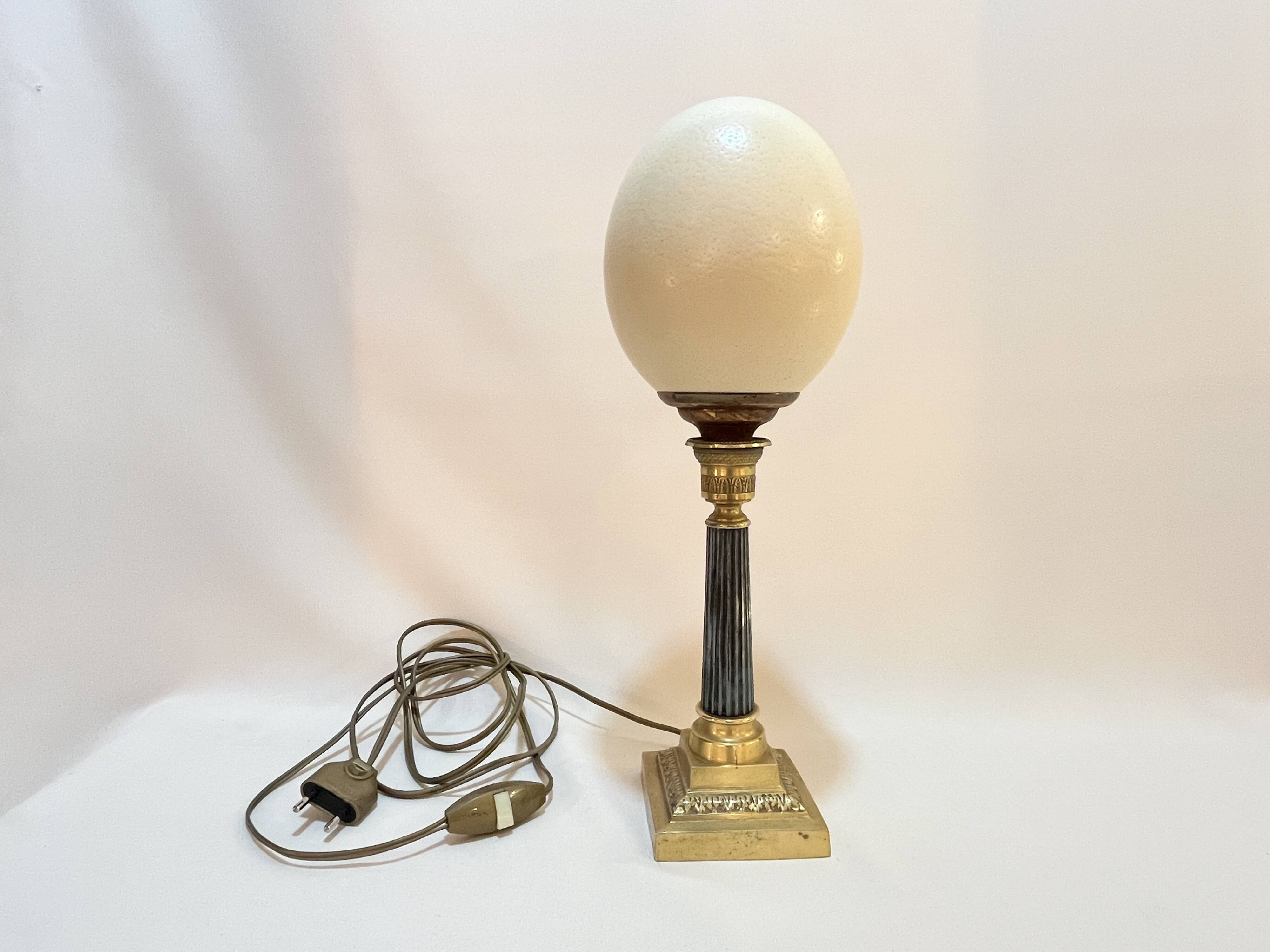 Lampe oeuf d'autruche sur pied Empire ancien cabinet de curiosités ...