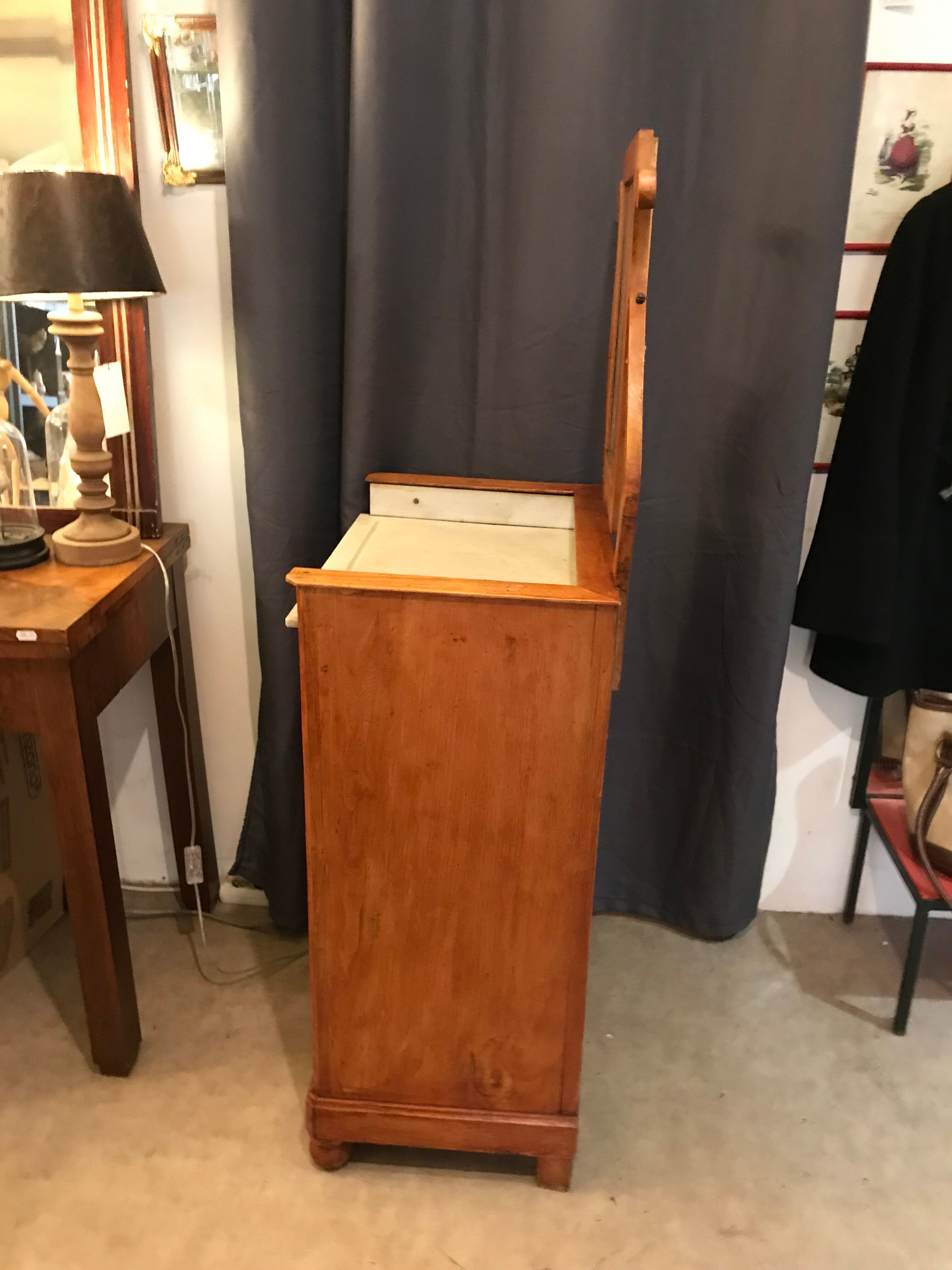 Coiffeuse époque 1900 table de toilette en pitchpin avec marbre et miroir | Selency