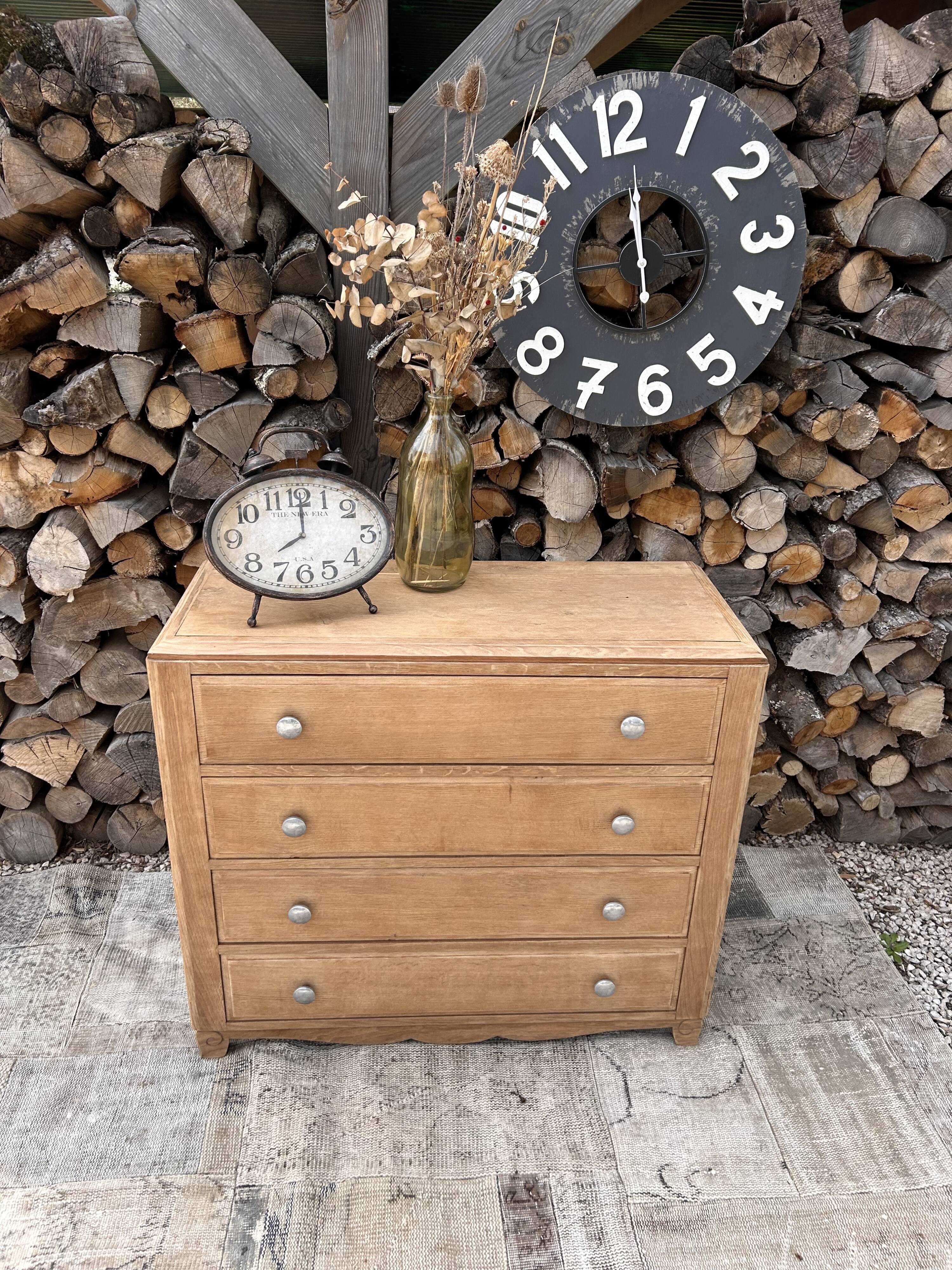 Renovated solid oak chest of drawers | Selency