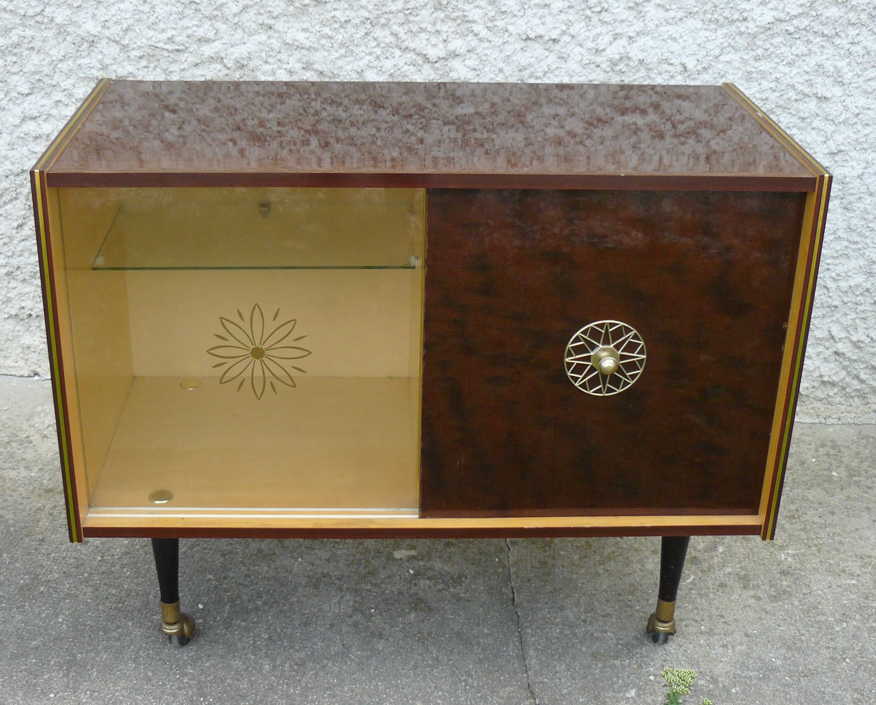 Meuble TV bar roulant vintage 1960 à 2 portes coulissantes | Selency