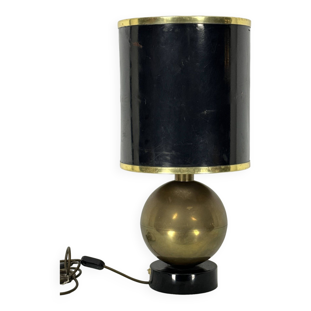 Lampe de table sphère en laiton vintage. Italie années 1970 | Selency