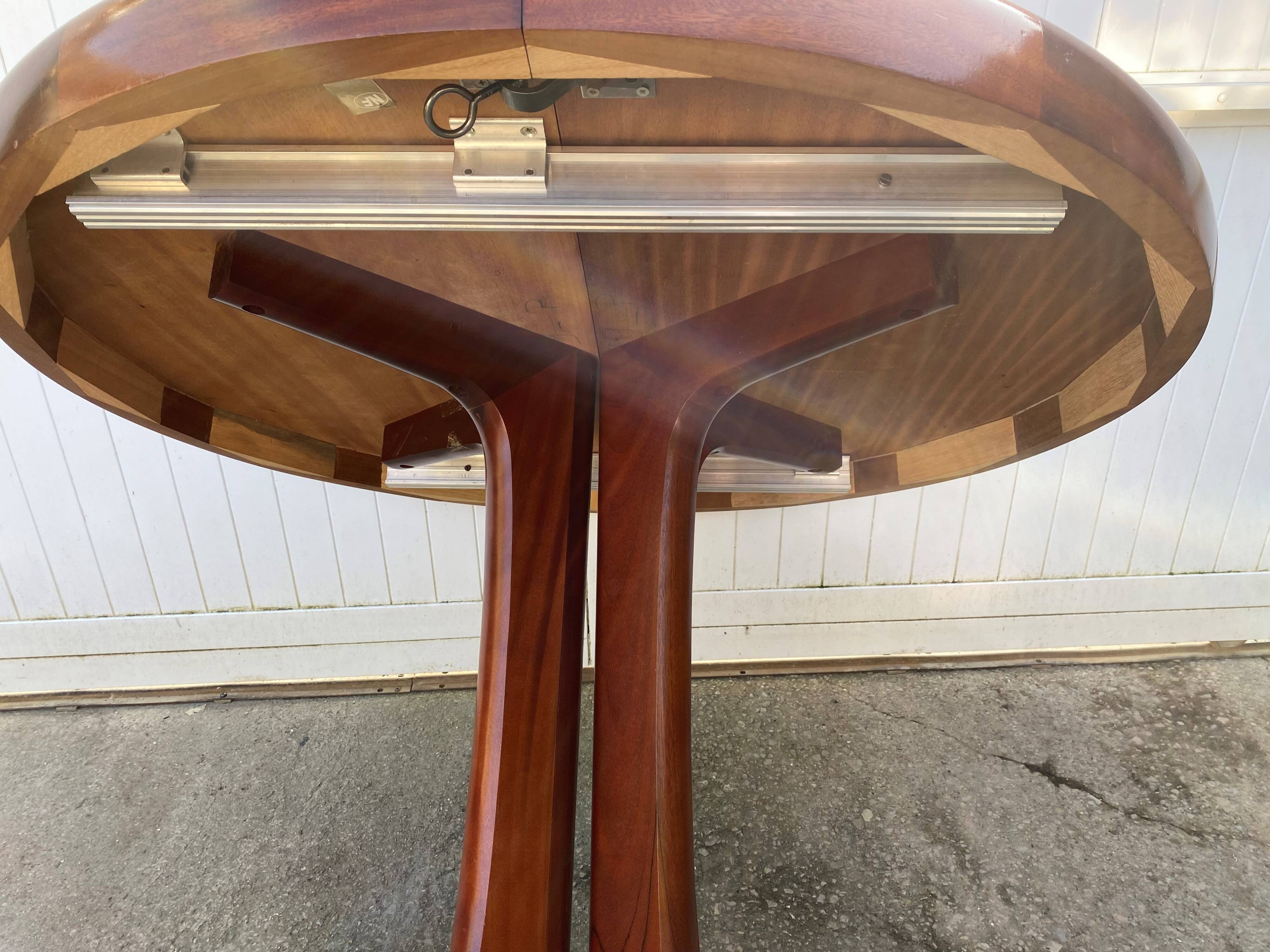 Table ronde extensible type Baumann Scandinave en teck et placage de ...