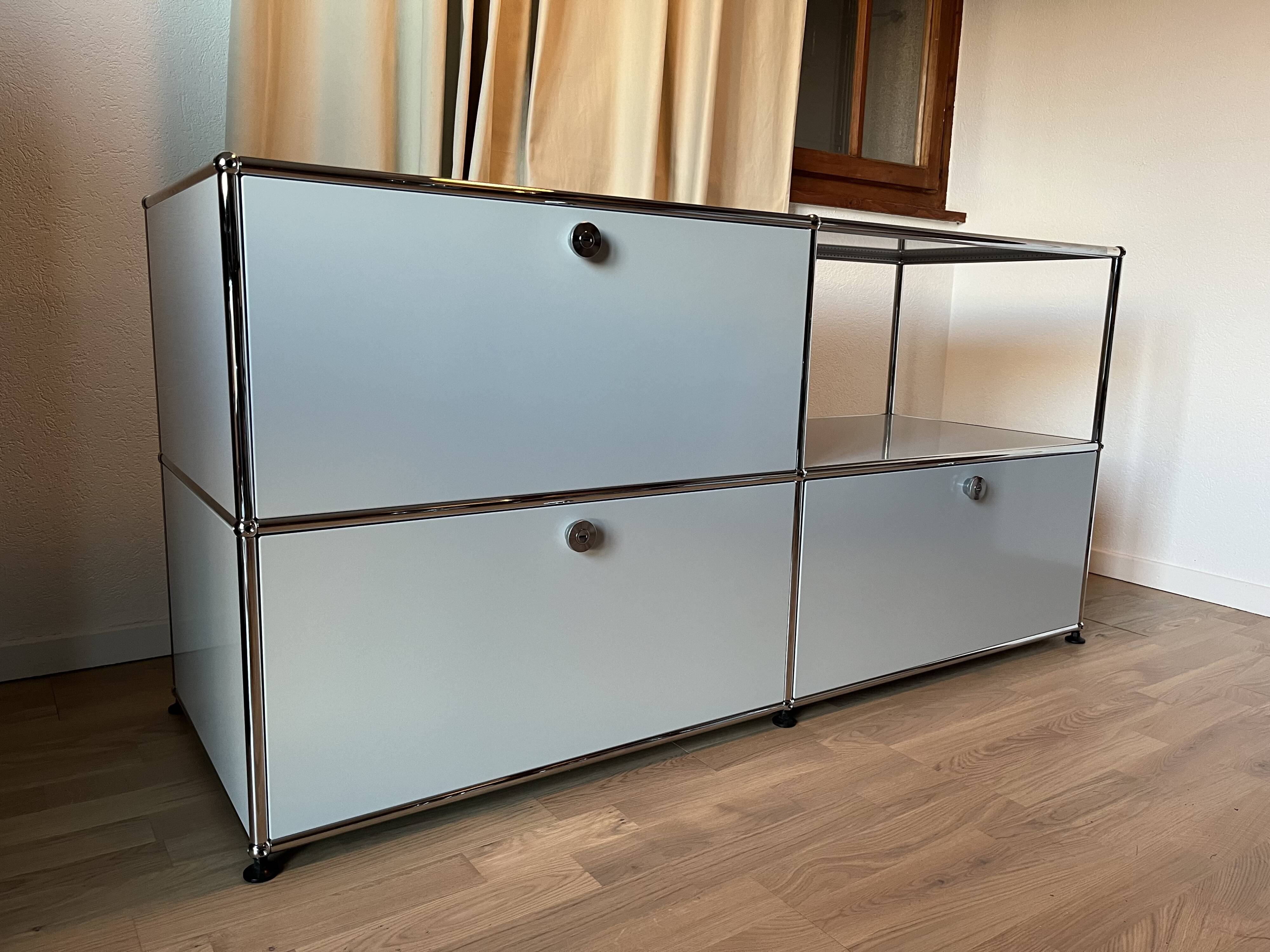 USM Haller chest of drawers / sideboard Light gray (latest generations ...