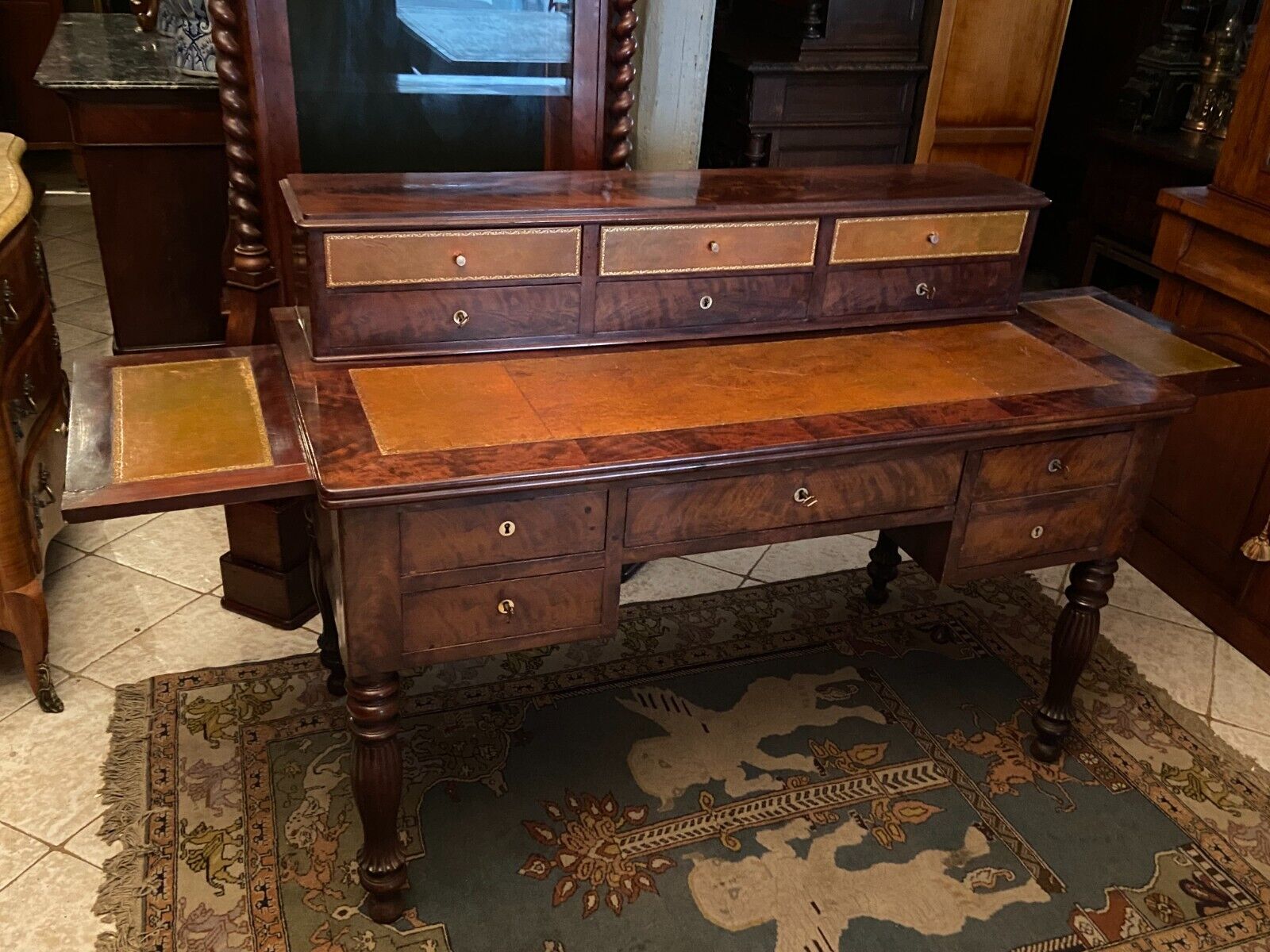 Bureau gradin plateau coulissant tablettes escamotables Louis-Philippe ...