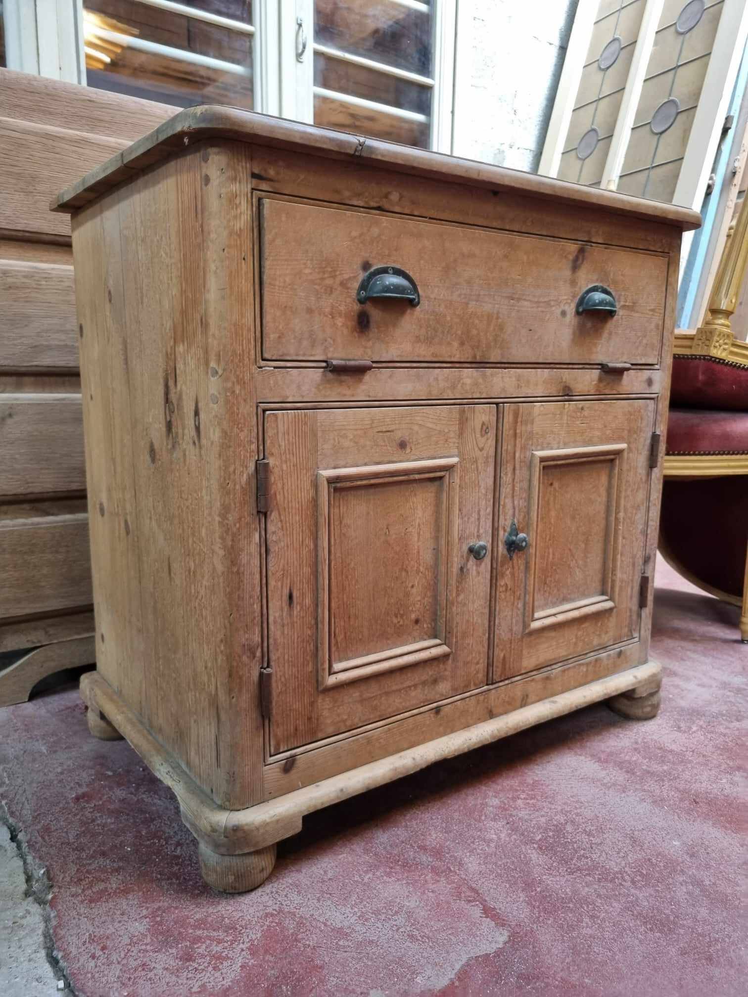 Meuble TV en pin Anglais | Selency