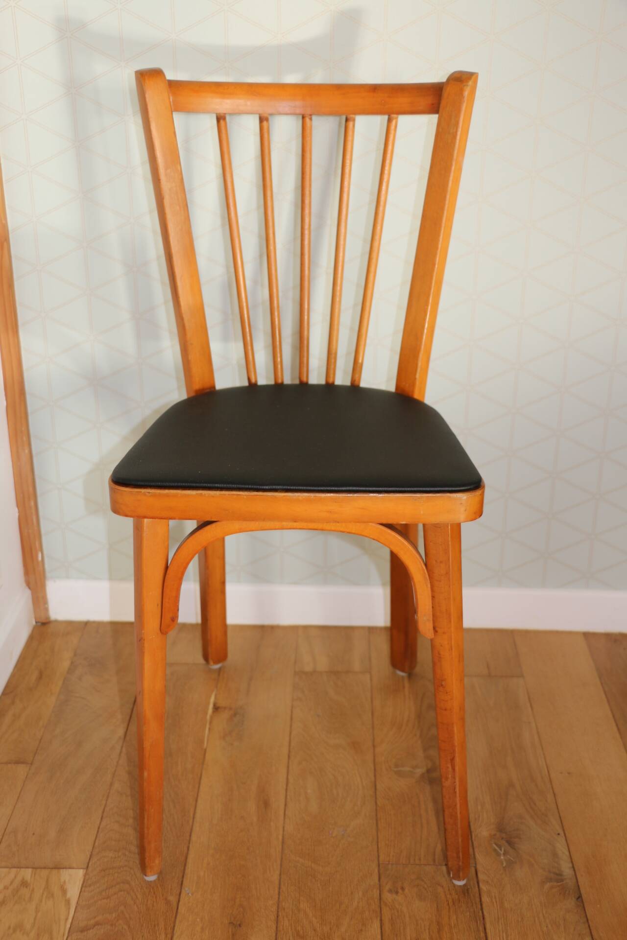 2 chaises baumann n°12 skaï noir hêtre clair | Selency