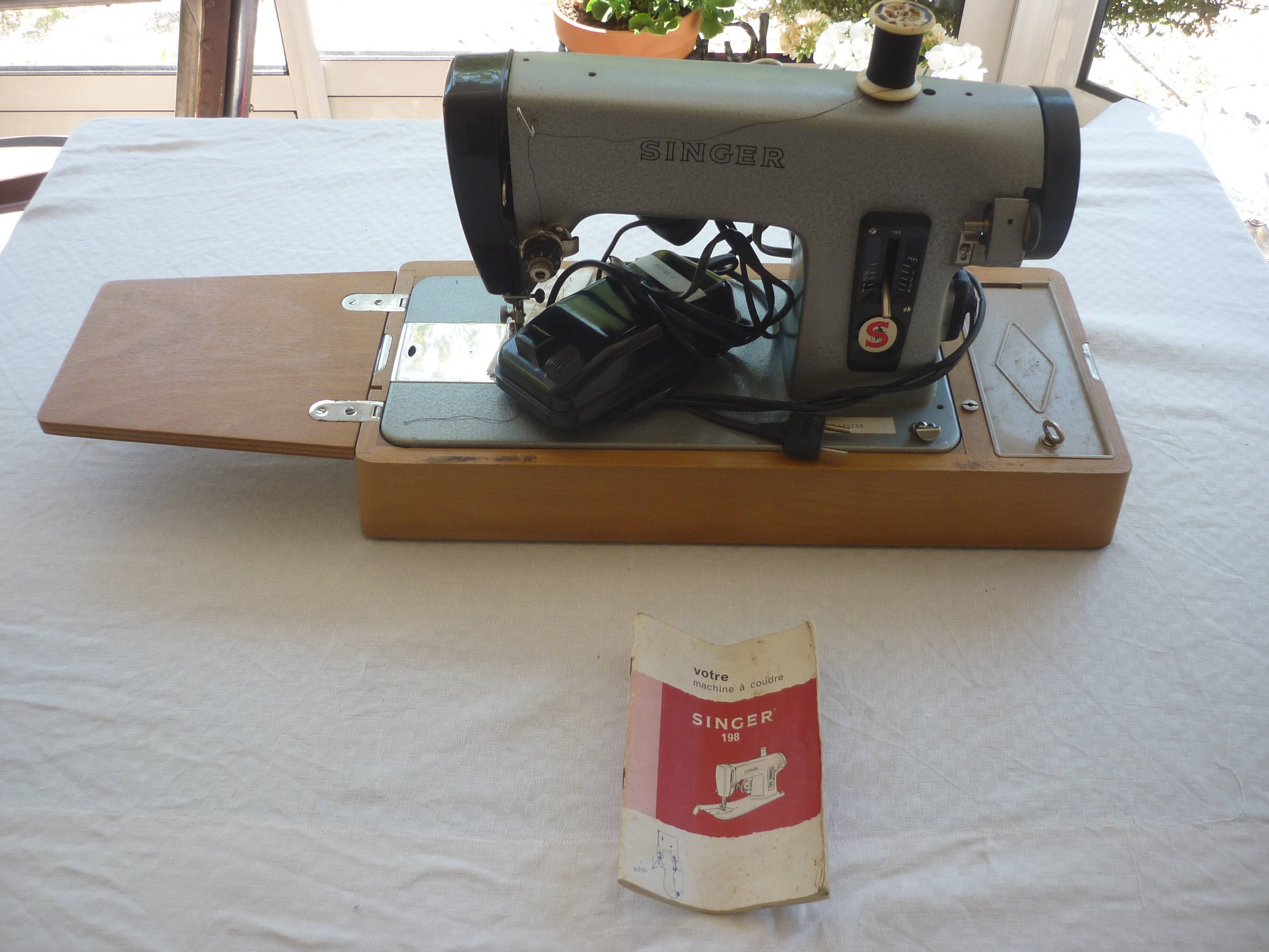 Machine a coudre electrique Singer 198 | Selency