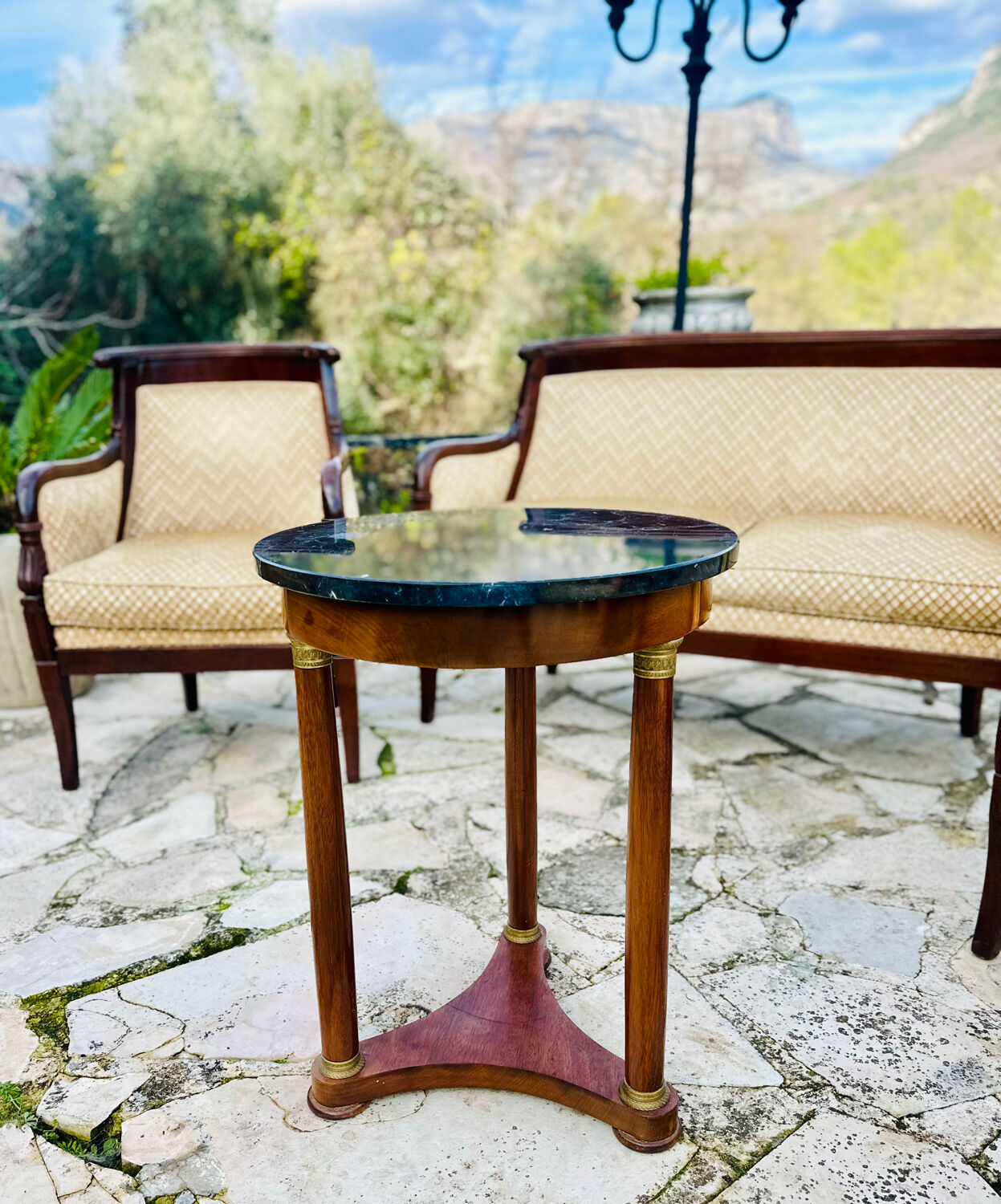 Guéridon Empire en Acajou et placage d’acajou. . | Selency