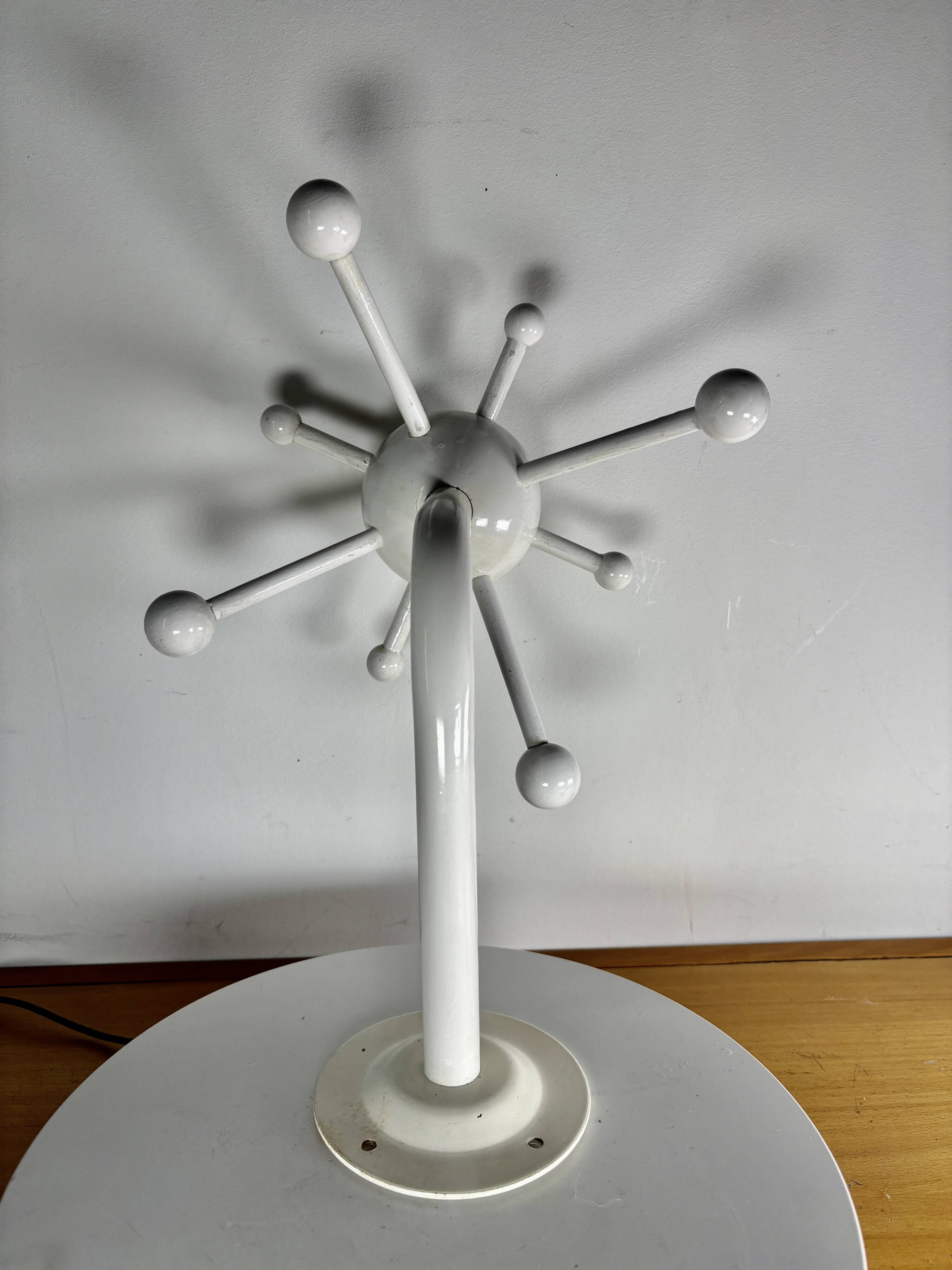 Porte-manteau mural Ikea Mina vintage, design spoutnik années 80 | Selency