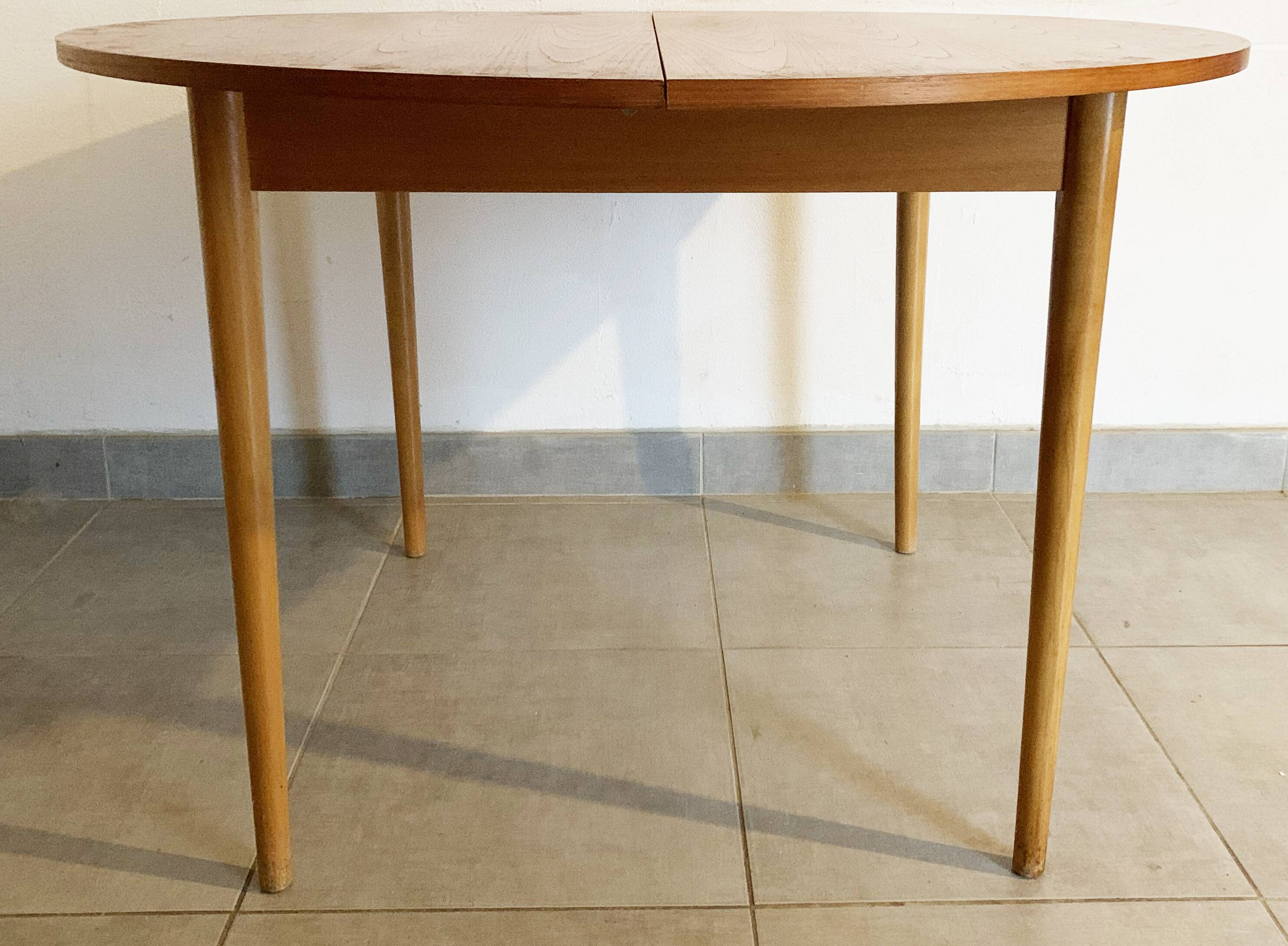 Table de repas vintage scandinave en palissandre clair des années 60 extensible | Selency
