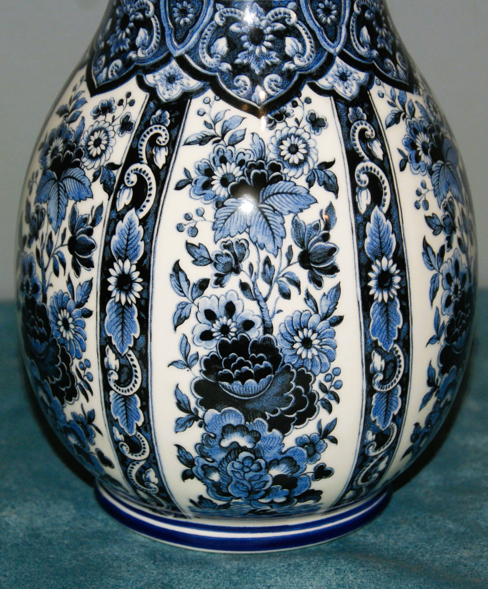 Vase style Delft en porcelaine | Selency