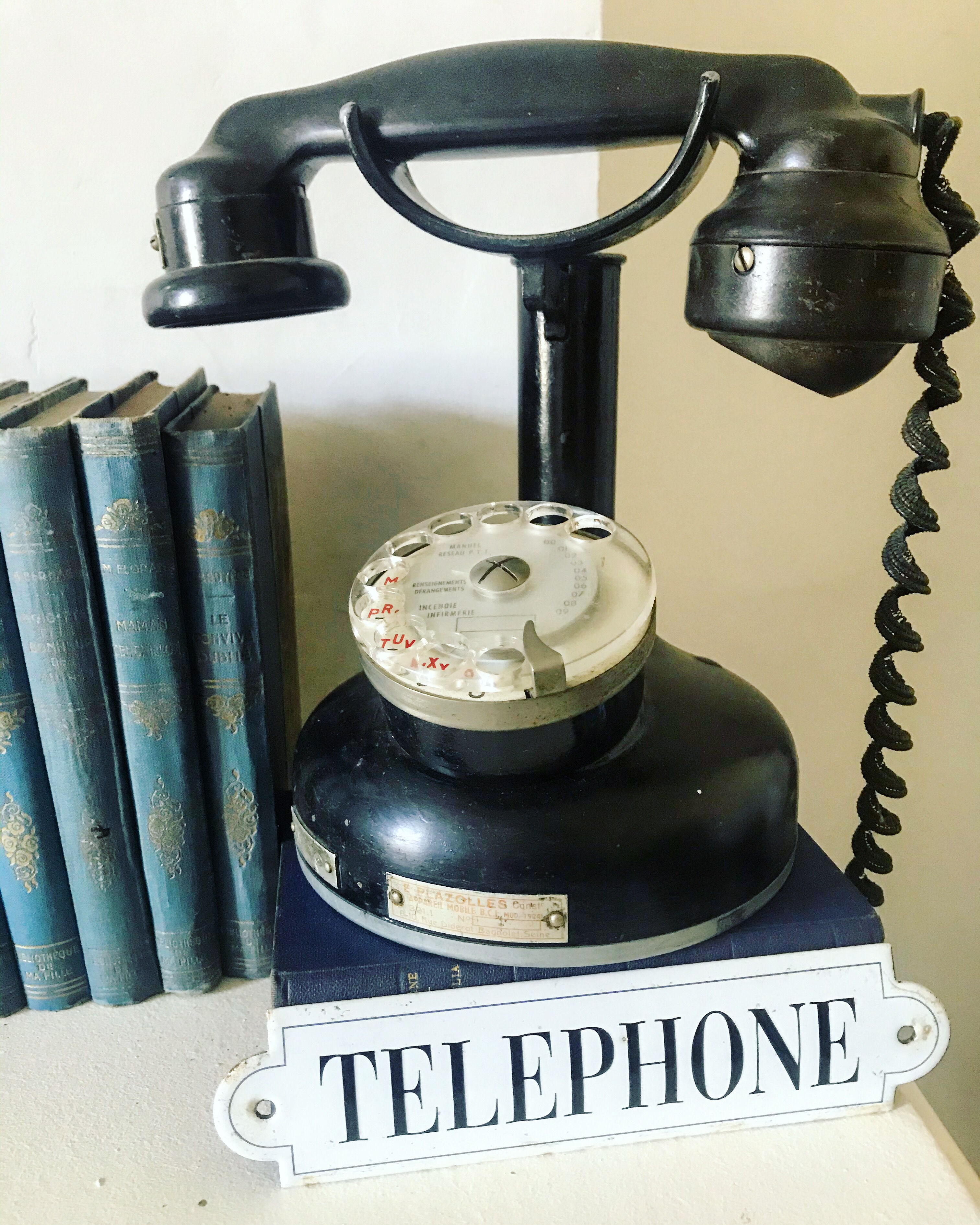 Old enamelled "telephone" plaque ear plate | Selency