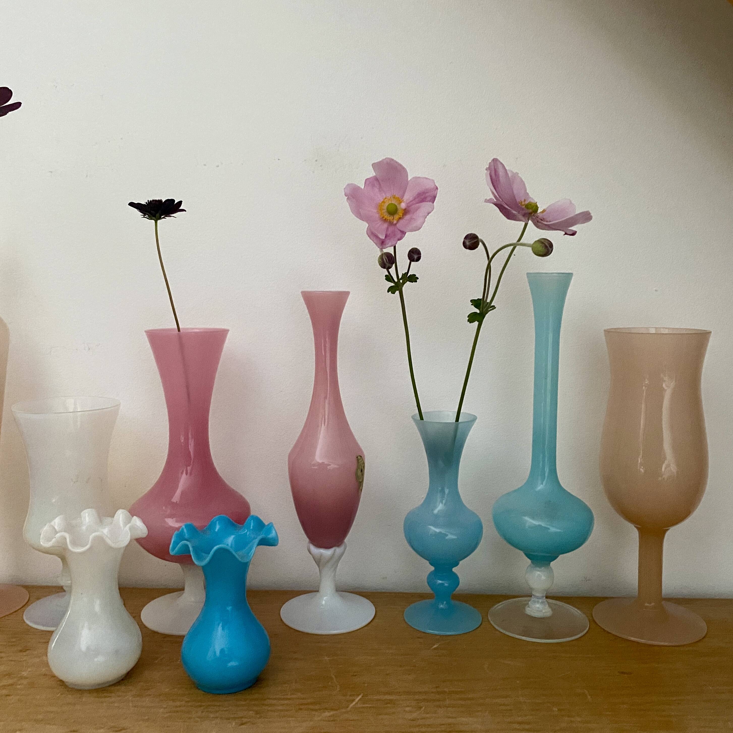 Set of 11 vintage glass and opaline soliflore vases | Selency