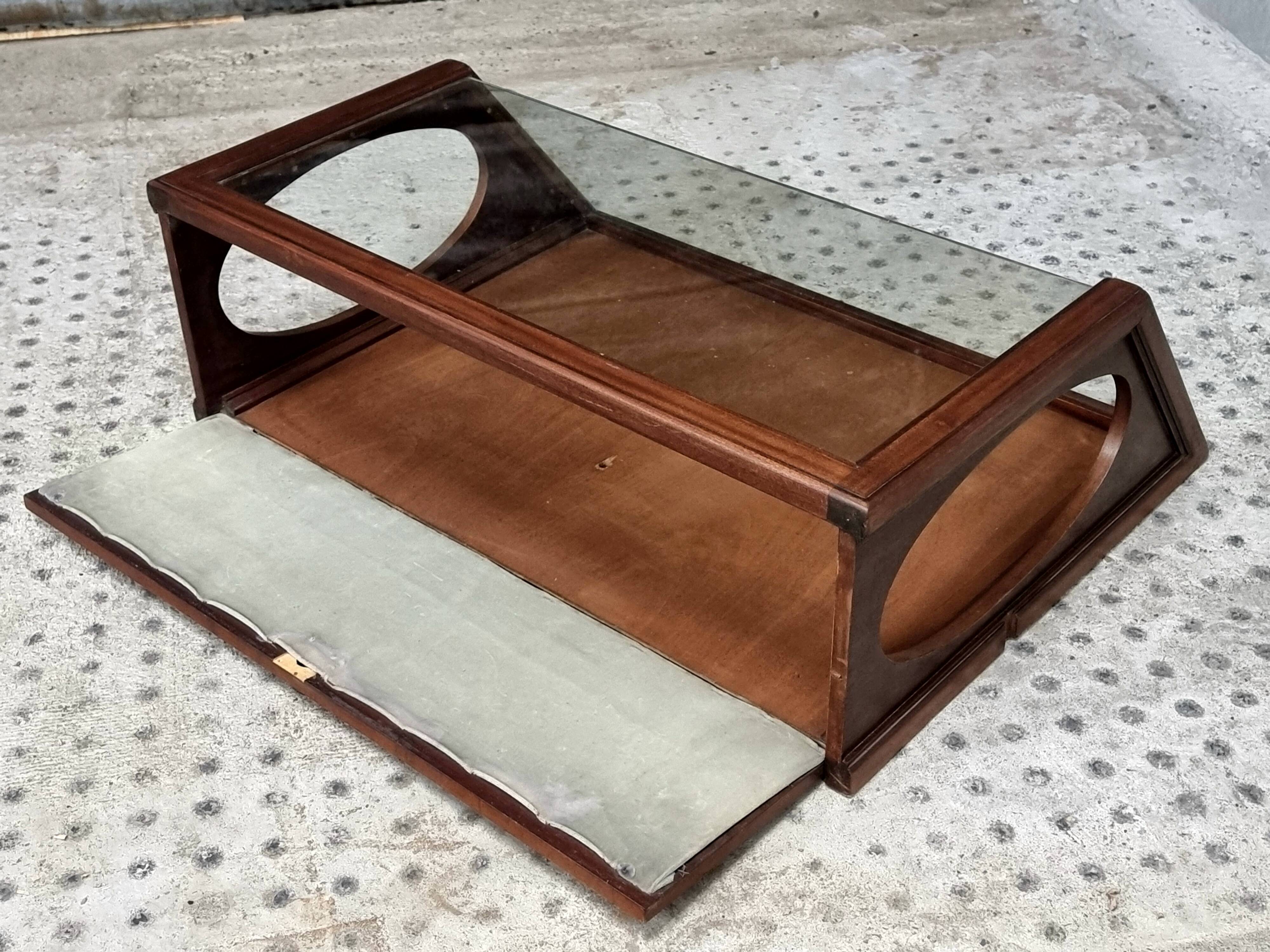 Old table showcase display walnut 61 x 85 cm | Selency