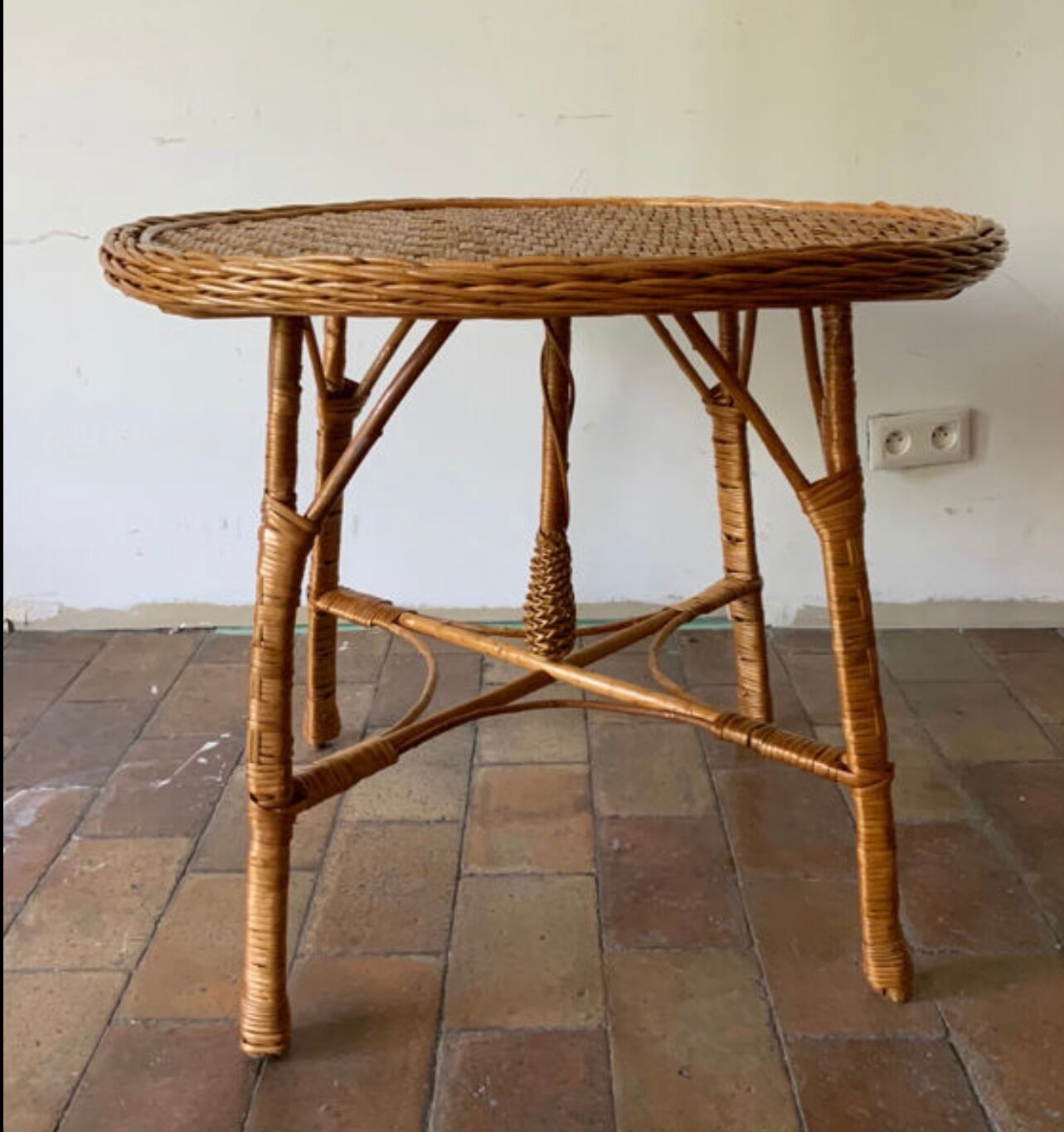 Table ronde en osier Selency x Monoprix Croisé Laroche | Selency