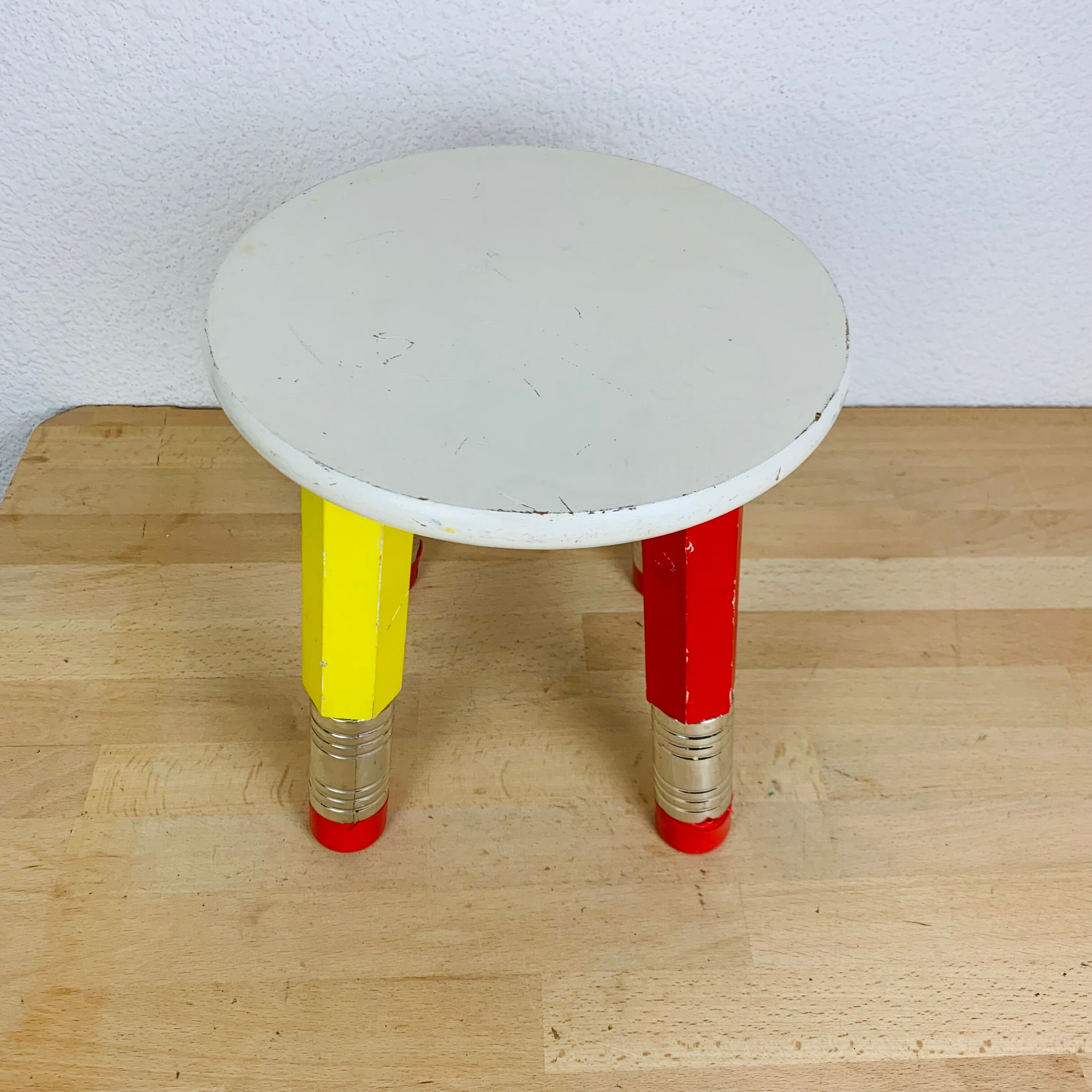Pencil stool by Pierre Sala for children | Selency