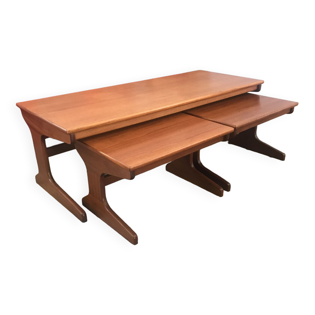 Table basse 1960’s en teck avec deux tables gigognes | Selency