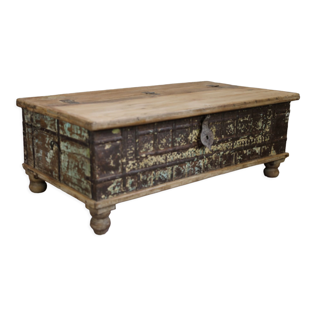 Coffre bes indien ,table basse en teck et métal scuplté, pièce unique | Selency