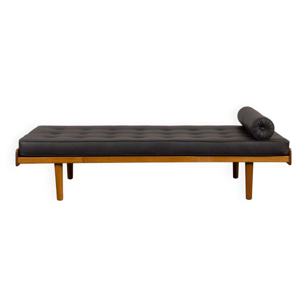 Méridienne Ejvind A. Johansson du milieu du siècle en chêne et cuir ...