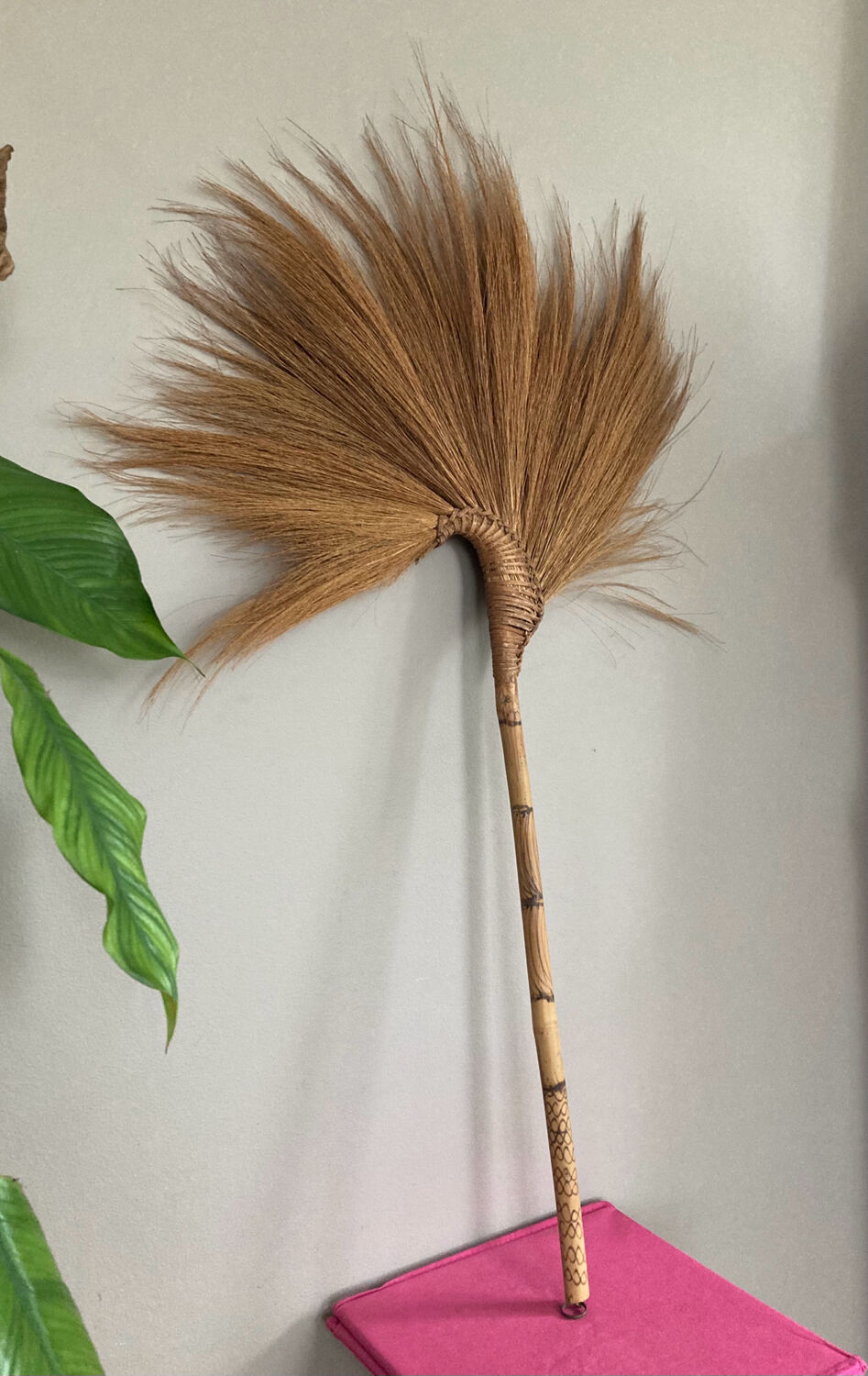 Éventail Africain en paille et rotin entièrement fait mains années 1970 ...