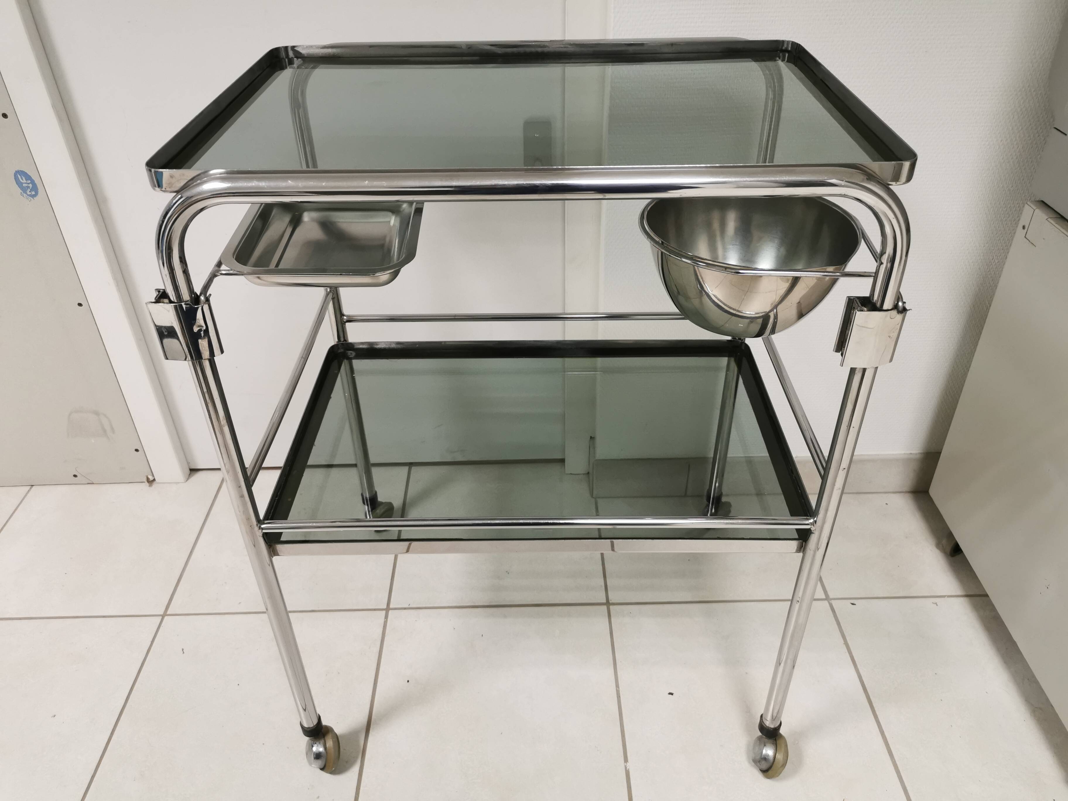 Desserte Médicale , Inox et verre fumé , Table de médecin design ...
