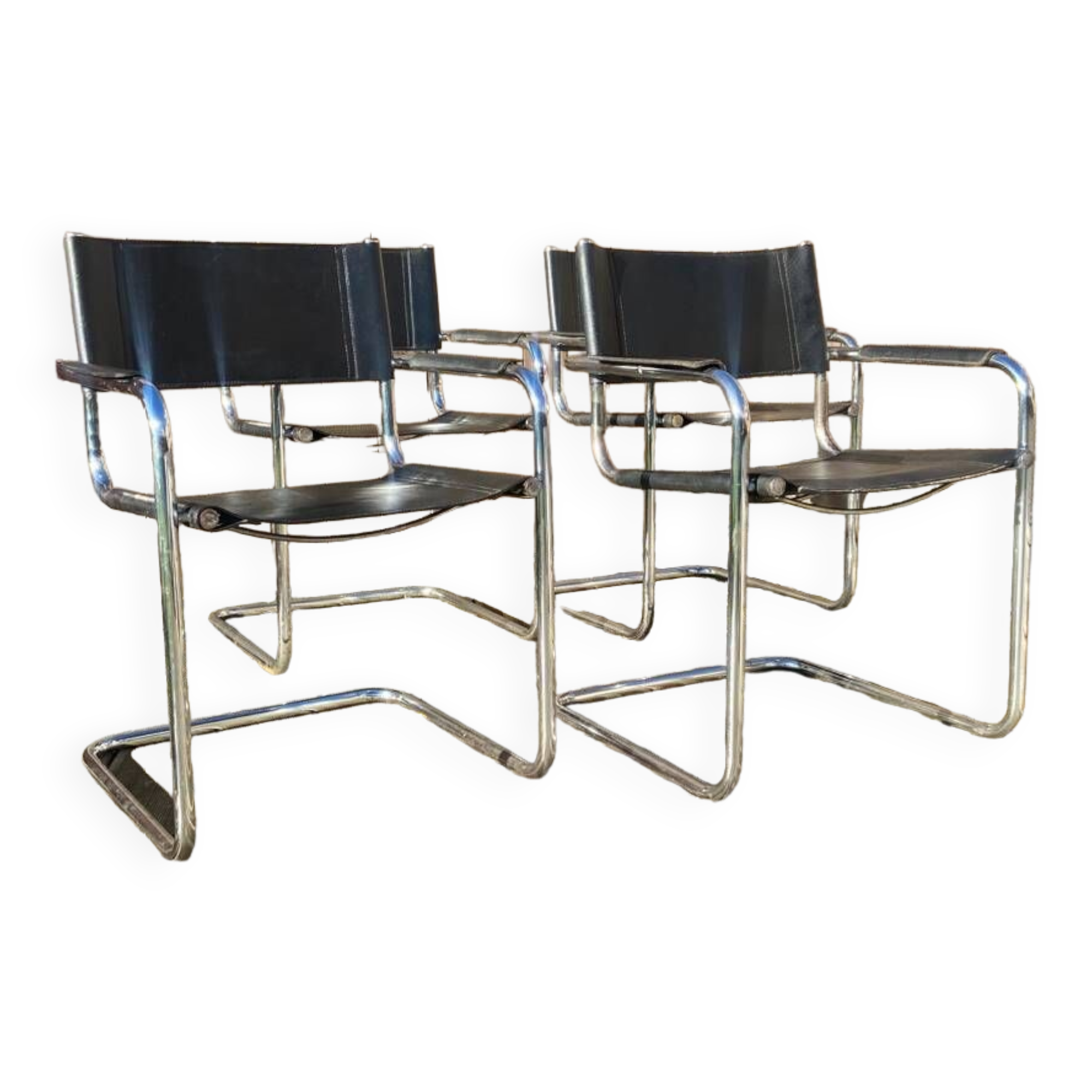 Chaises iconiques en cuir | Selency