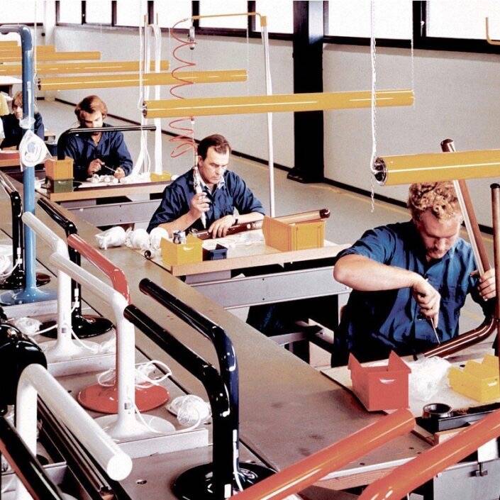 Lampe de bureau tube blanc par anders pehrson pour atelje lyktan, 1970 | Selency