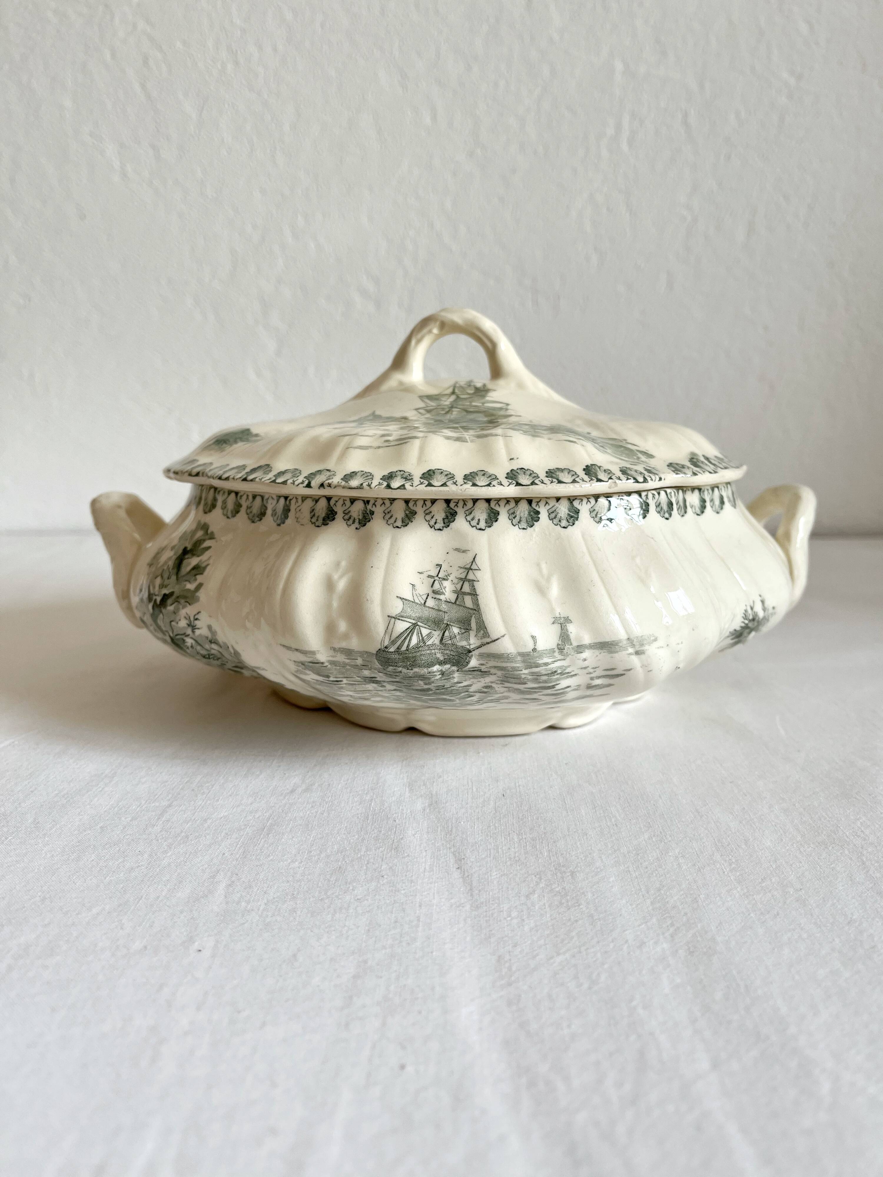 Soupière en terre de fer Océan, Opaque de Gien fin 19e | Selency