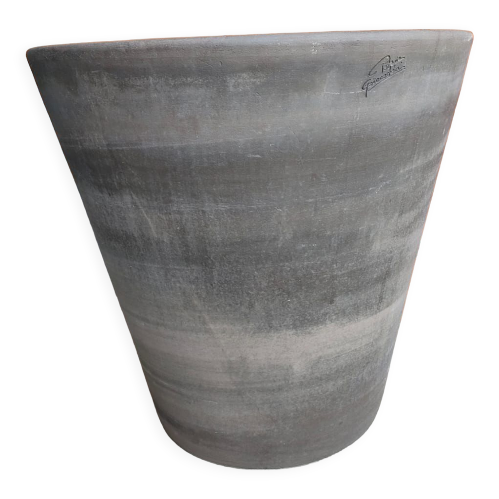 Contemporary pot cover of the Goicoechea Pottery | Selency