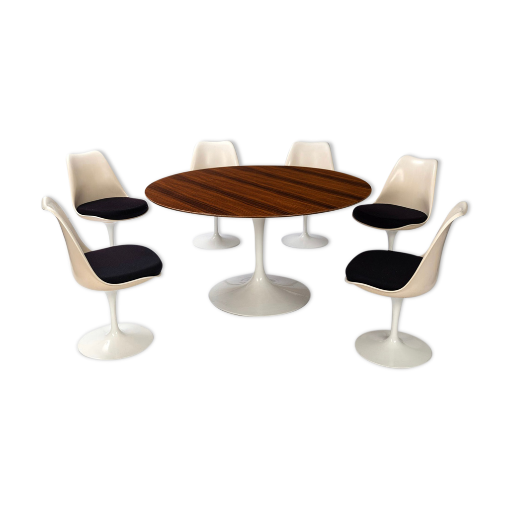 Table tulip avec chaises par Eero Saarinen pour Knoll International ...