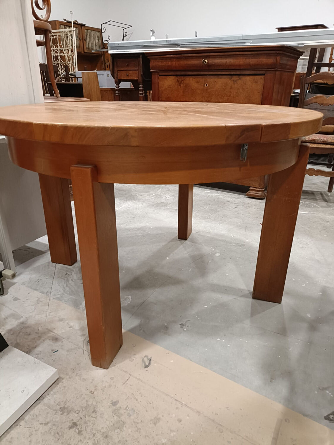 Table à manger en orme massif maison Regain | Selency