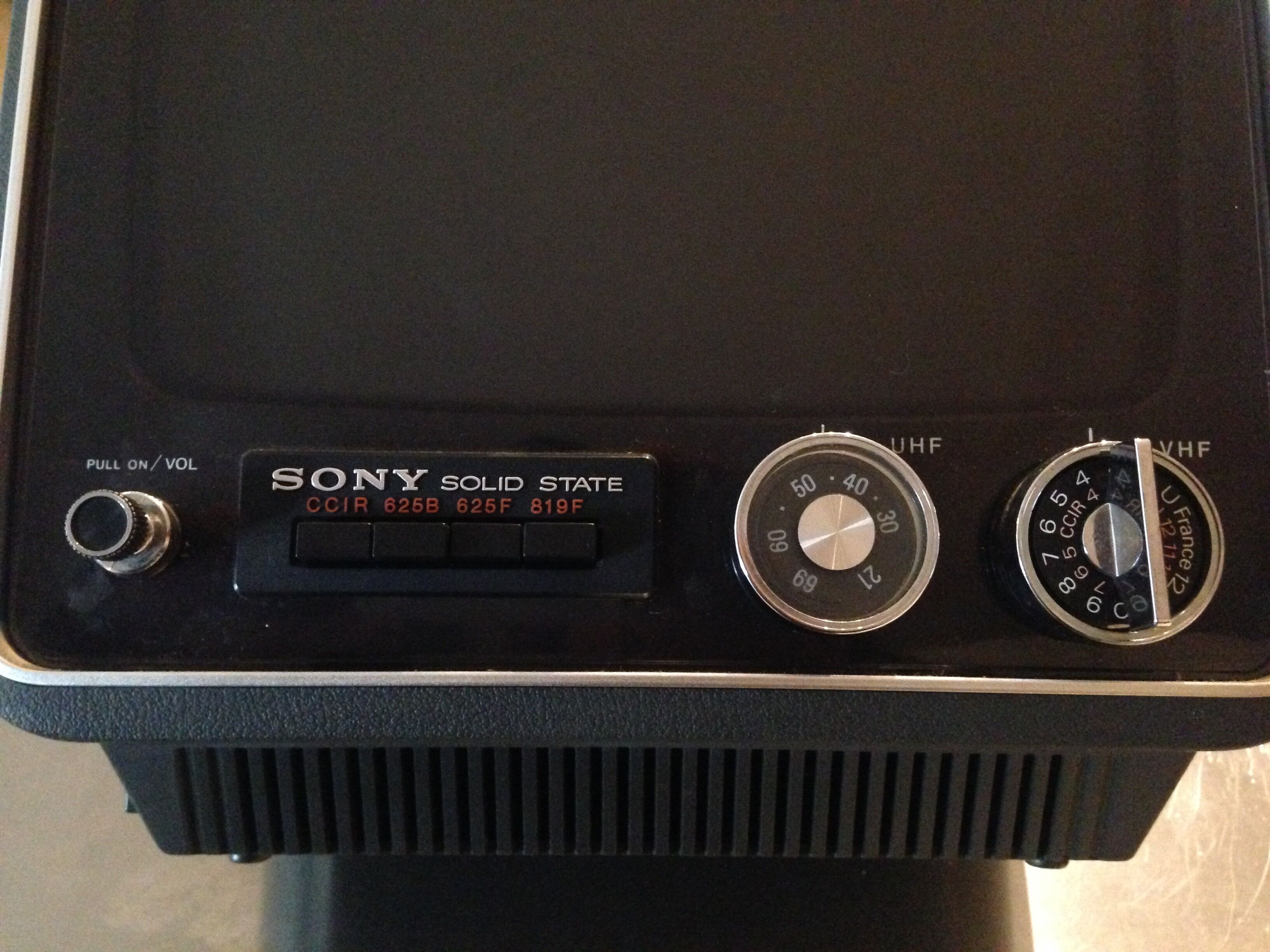 Television portable vintage Sony, Solid State années 70 | Selency