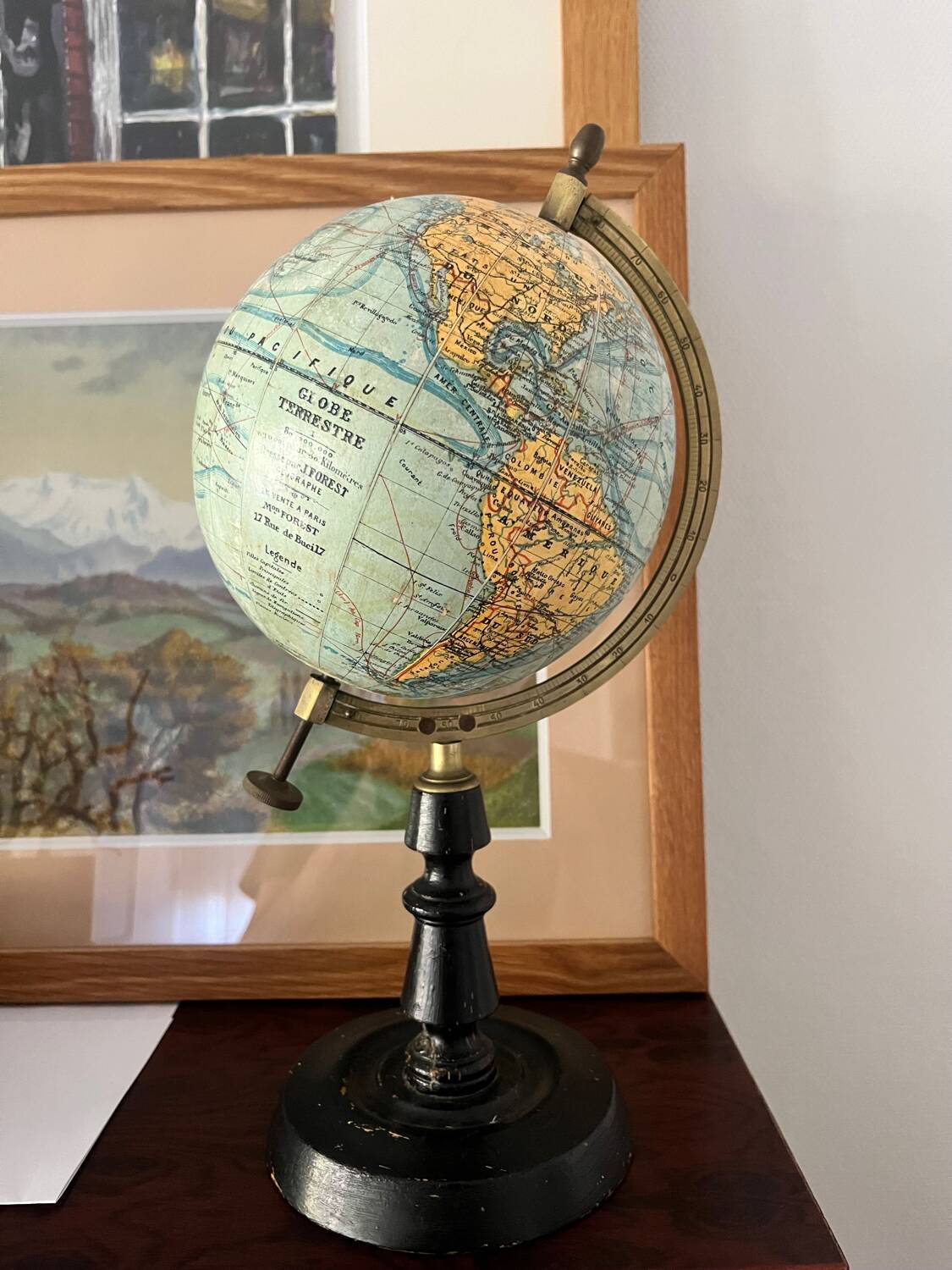 Antique vintage brass globe world map curiosity cabinet | Selency