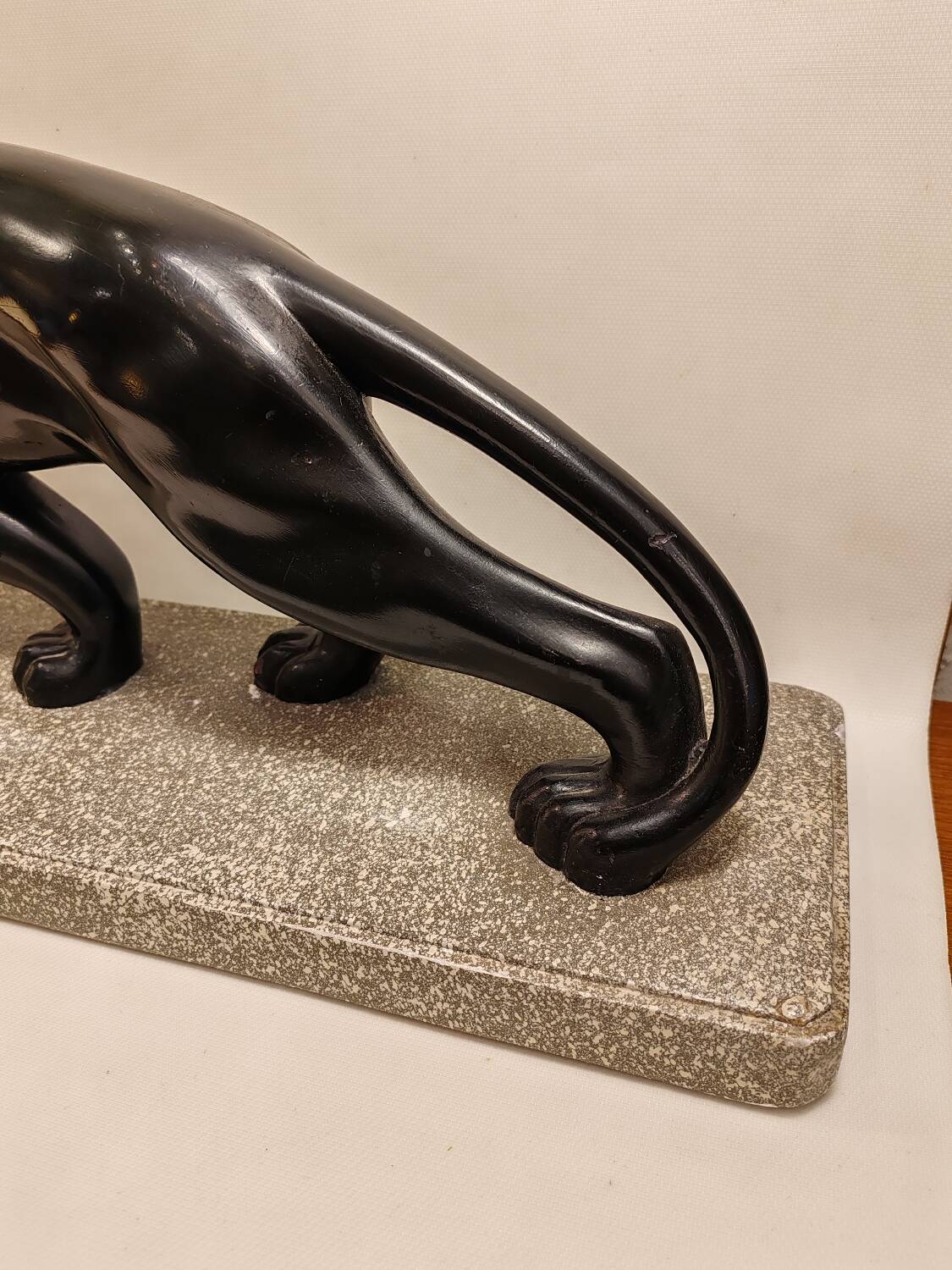 Grande panthère en plâtre, par Salvatore Melani, années 30. | Selency