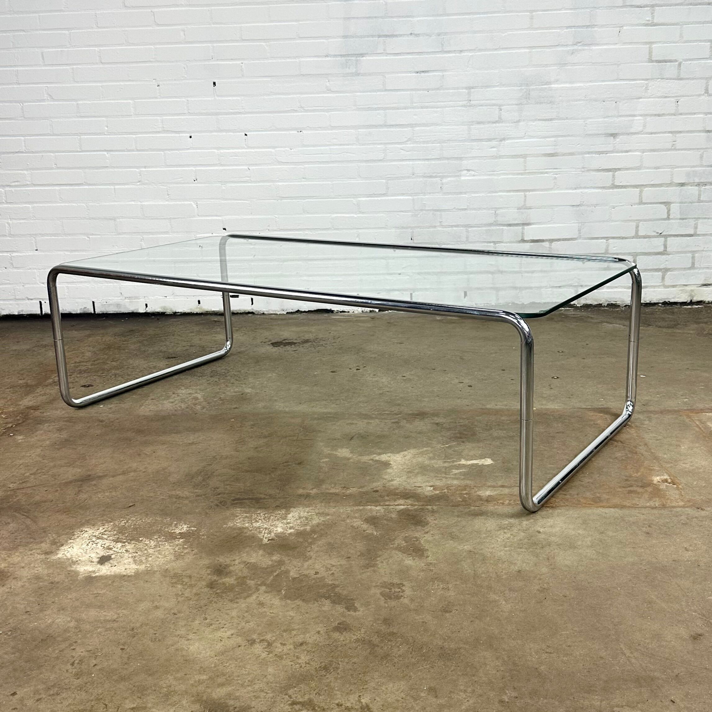 Tubular frame coffee table | Selency